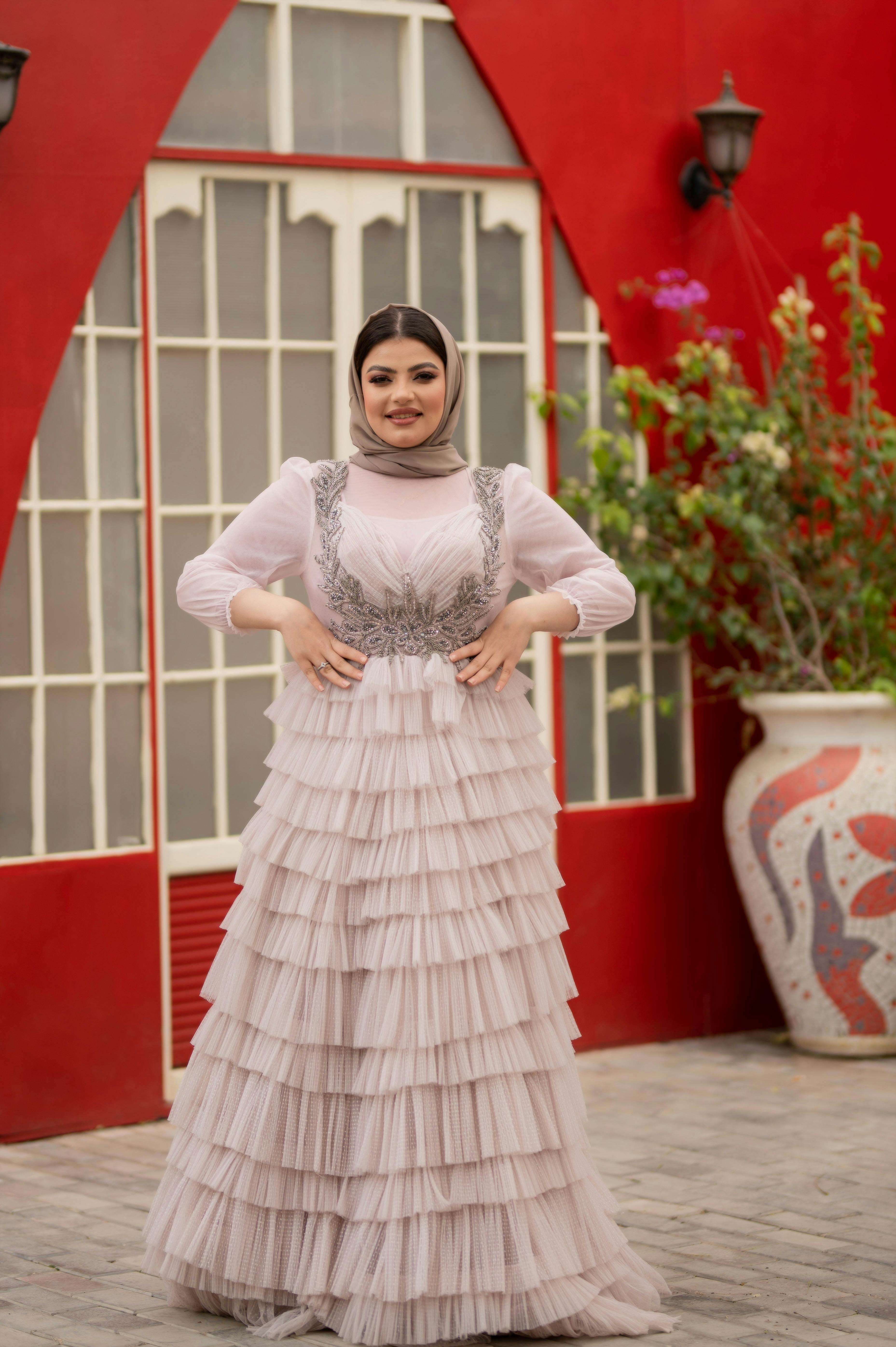 Muslim Dressing Photos, Download The BEST Free Muslim Dressing Stock ...