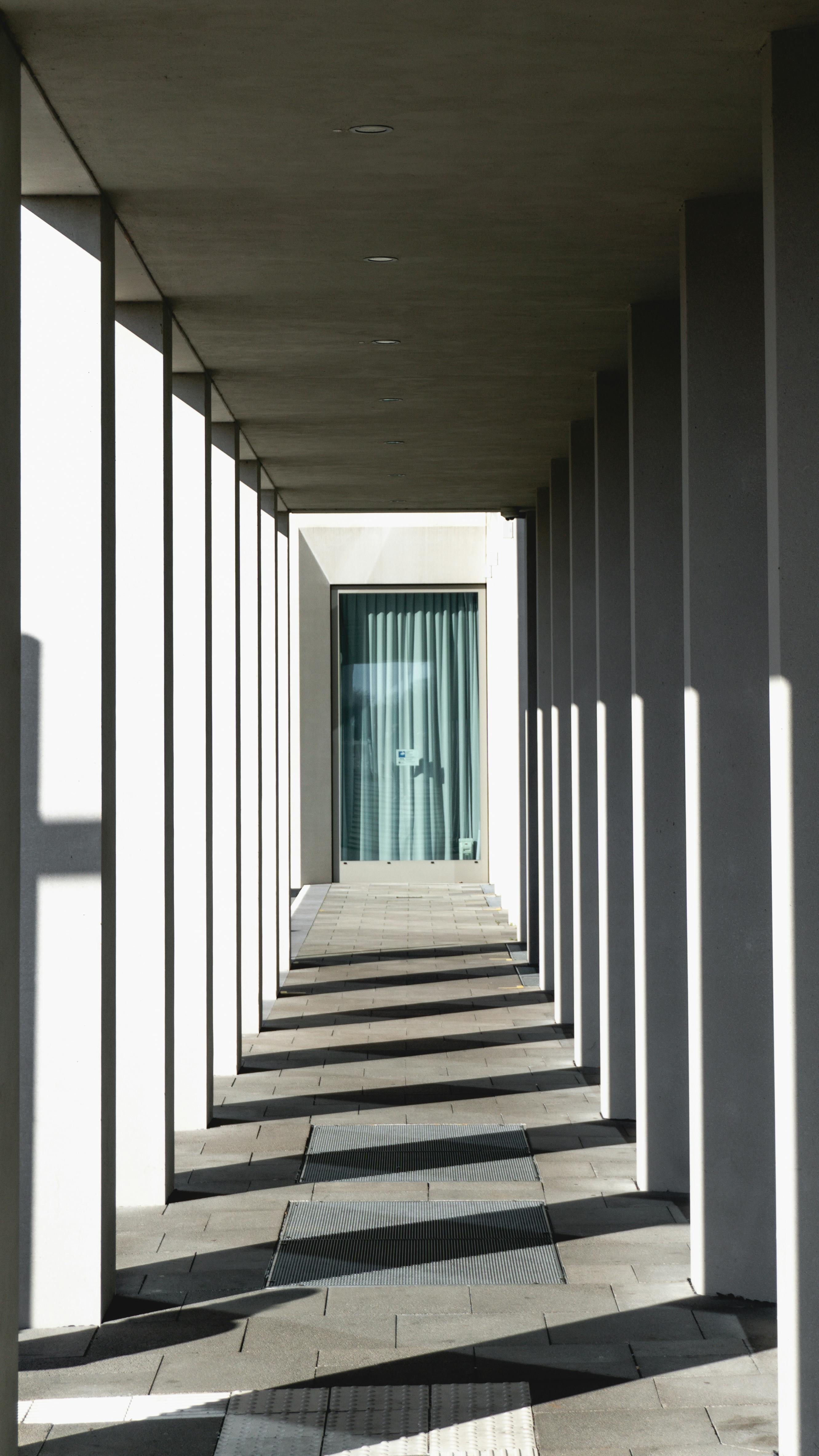 Walking Passage in Sunlight · Free Stock Photo