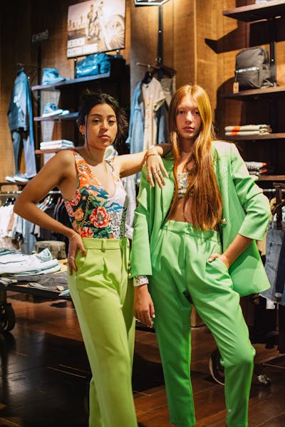 Clothing Models Photos, Download The BEST Free Clothing Models Stock ...