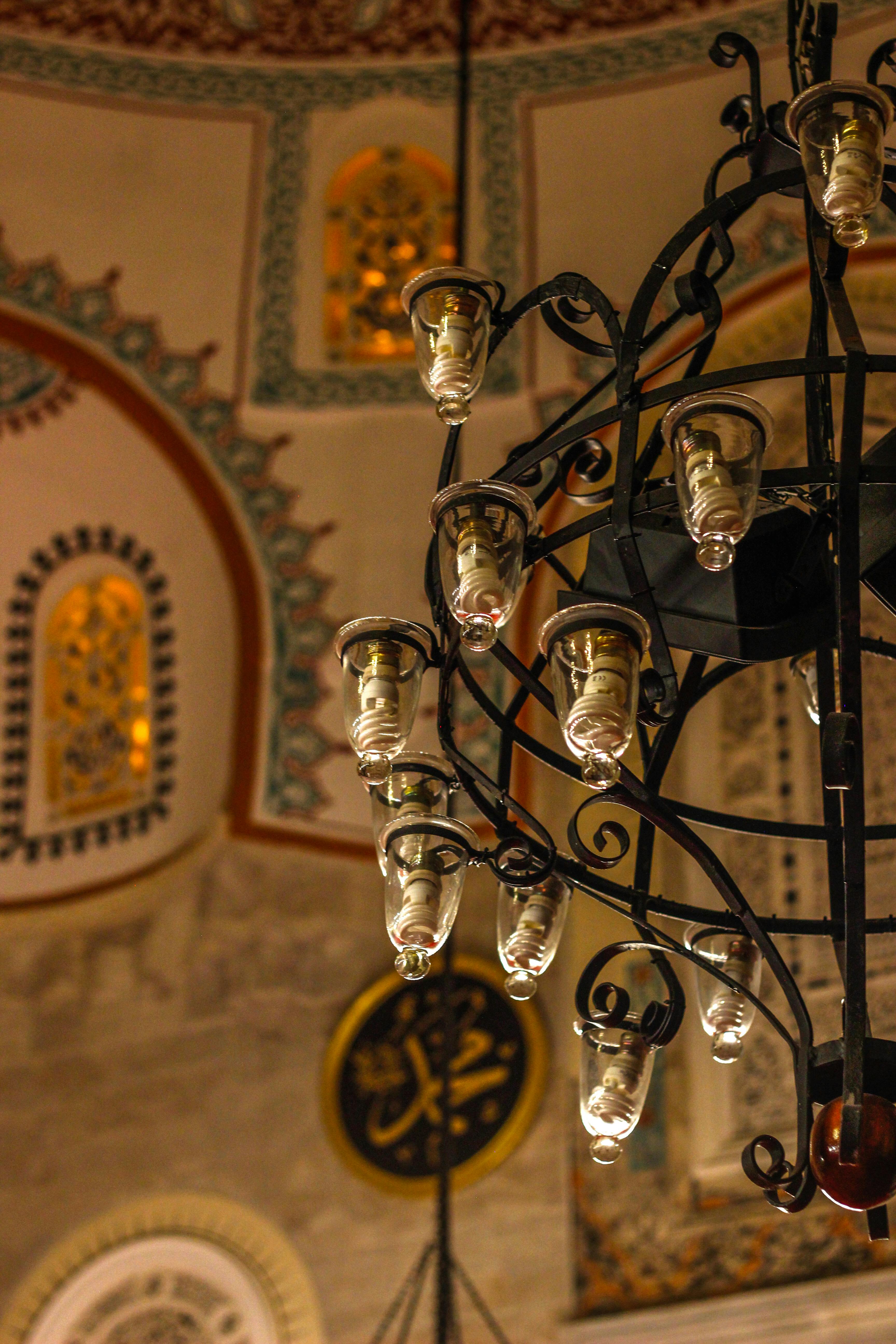 Patterns Decorating Interior of Mosque · Free Stock Photo