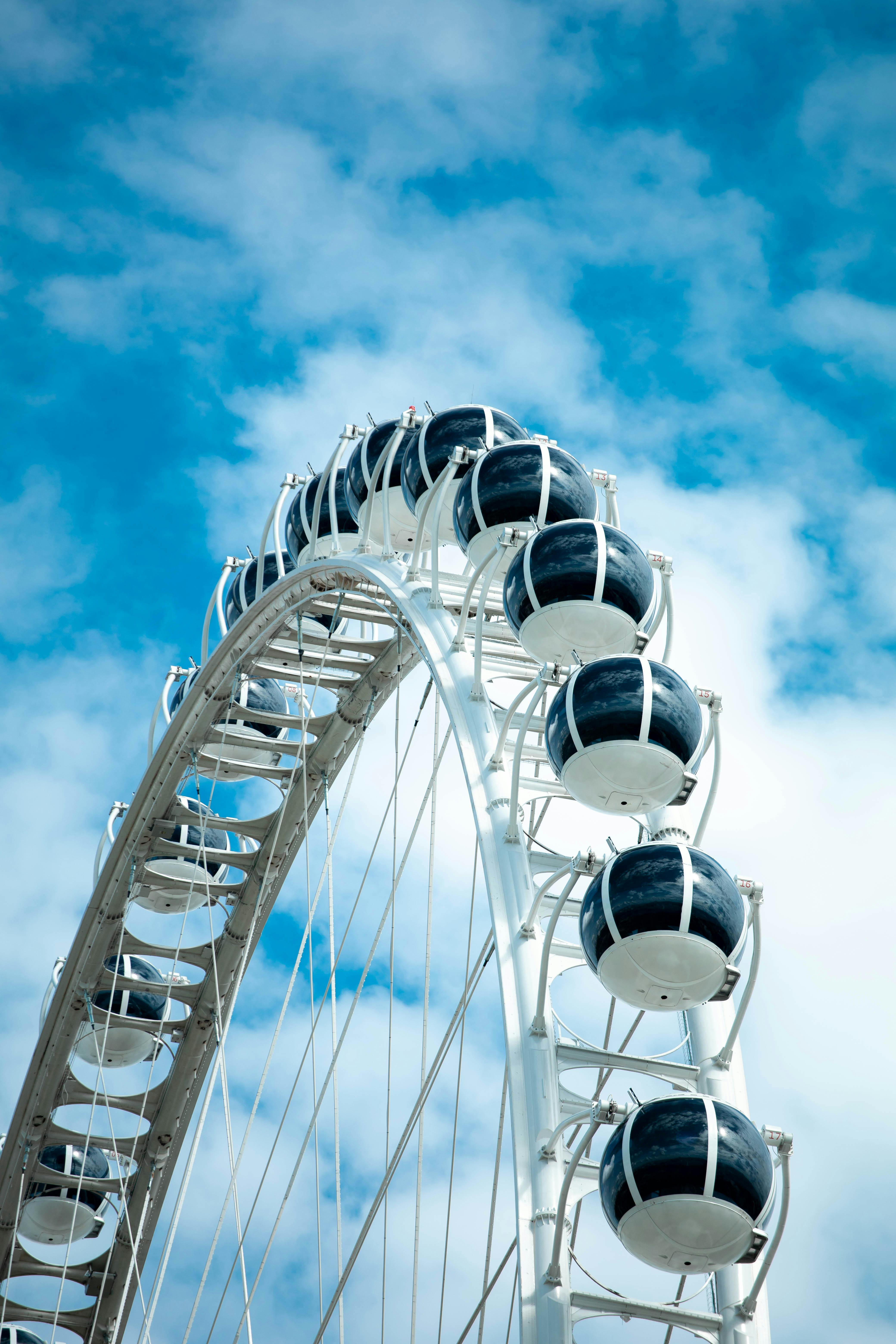 White Ferris Wheel · Free Stock Photo