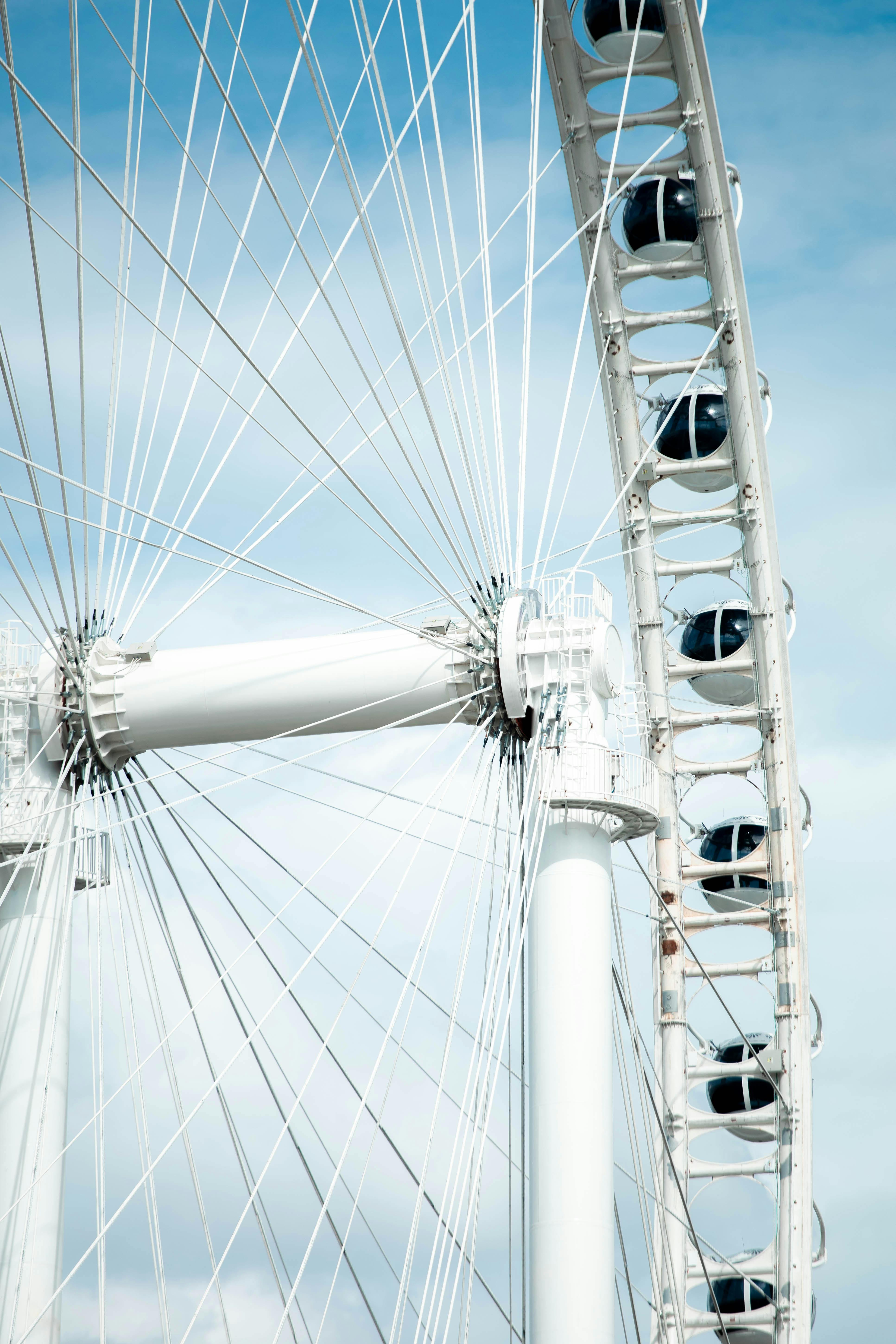 Steel Construction of Ferris Wheel · Free Stock Photo