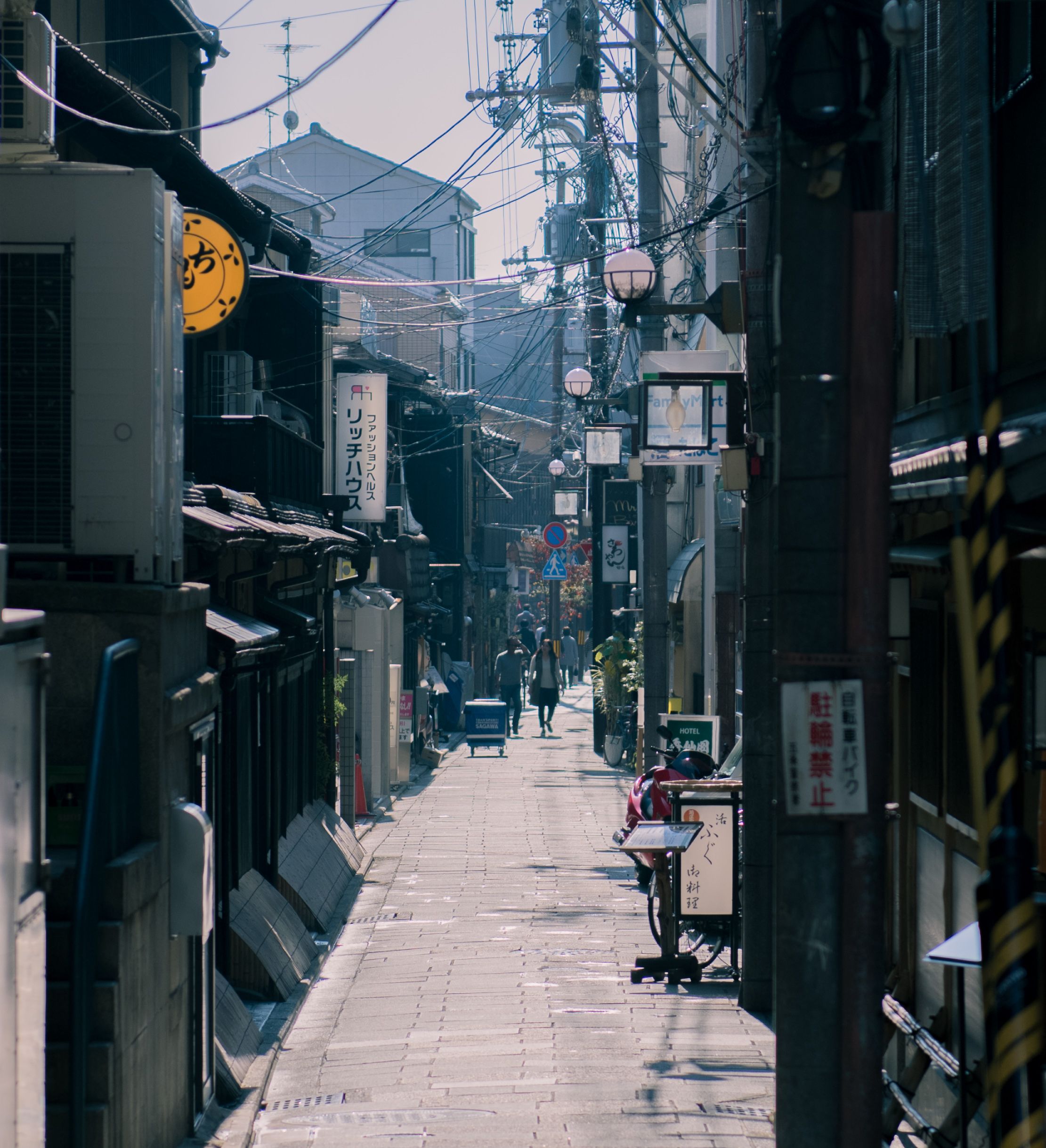 Photo of Alley · Free Stock Photo