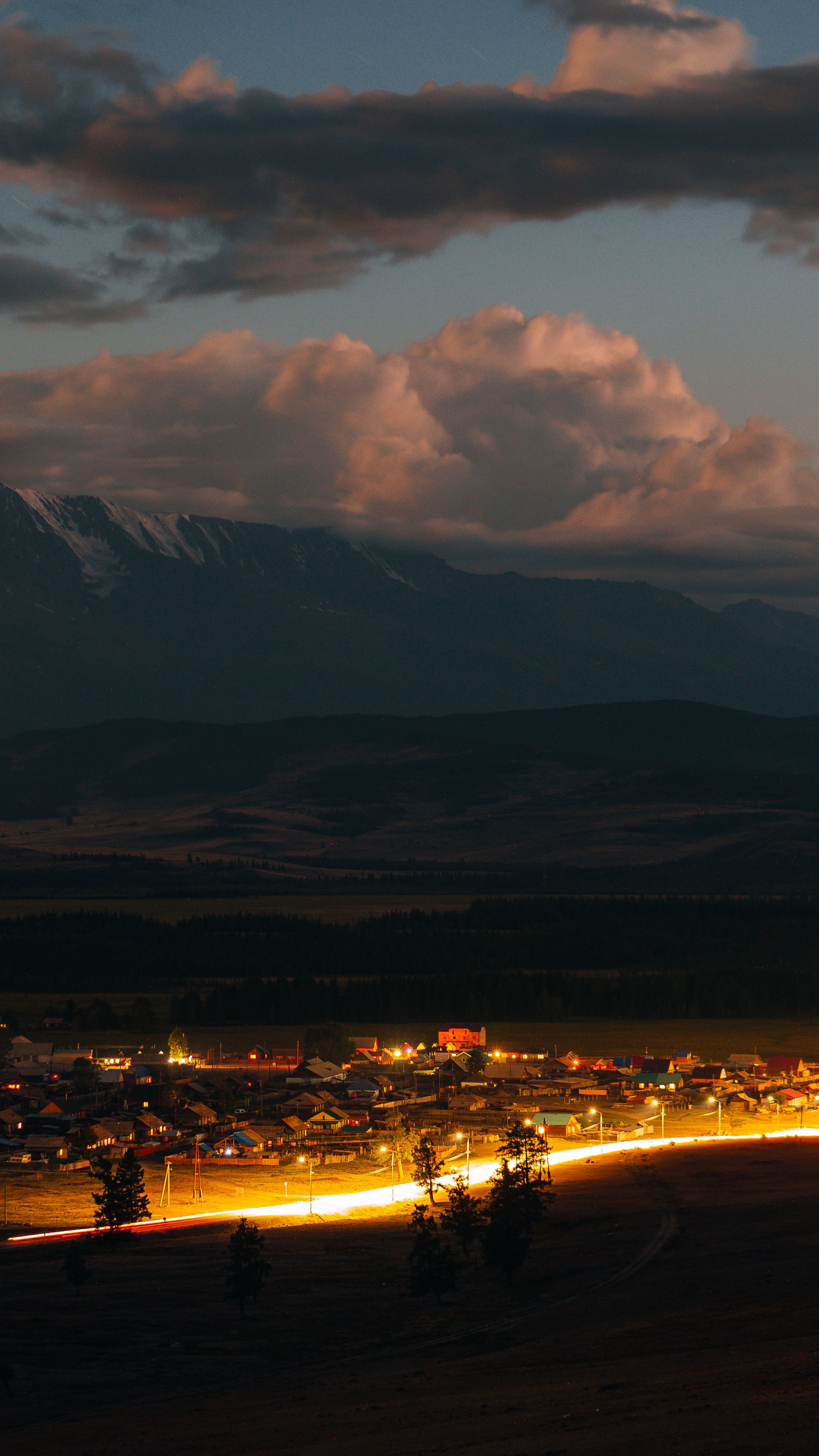 Well Lit Area Photos, Download The BEST Free Well Lit Area Stock Photos ...