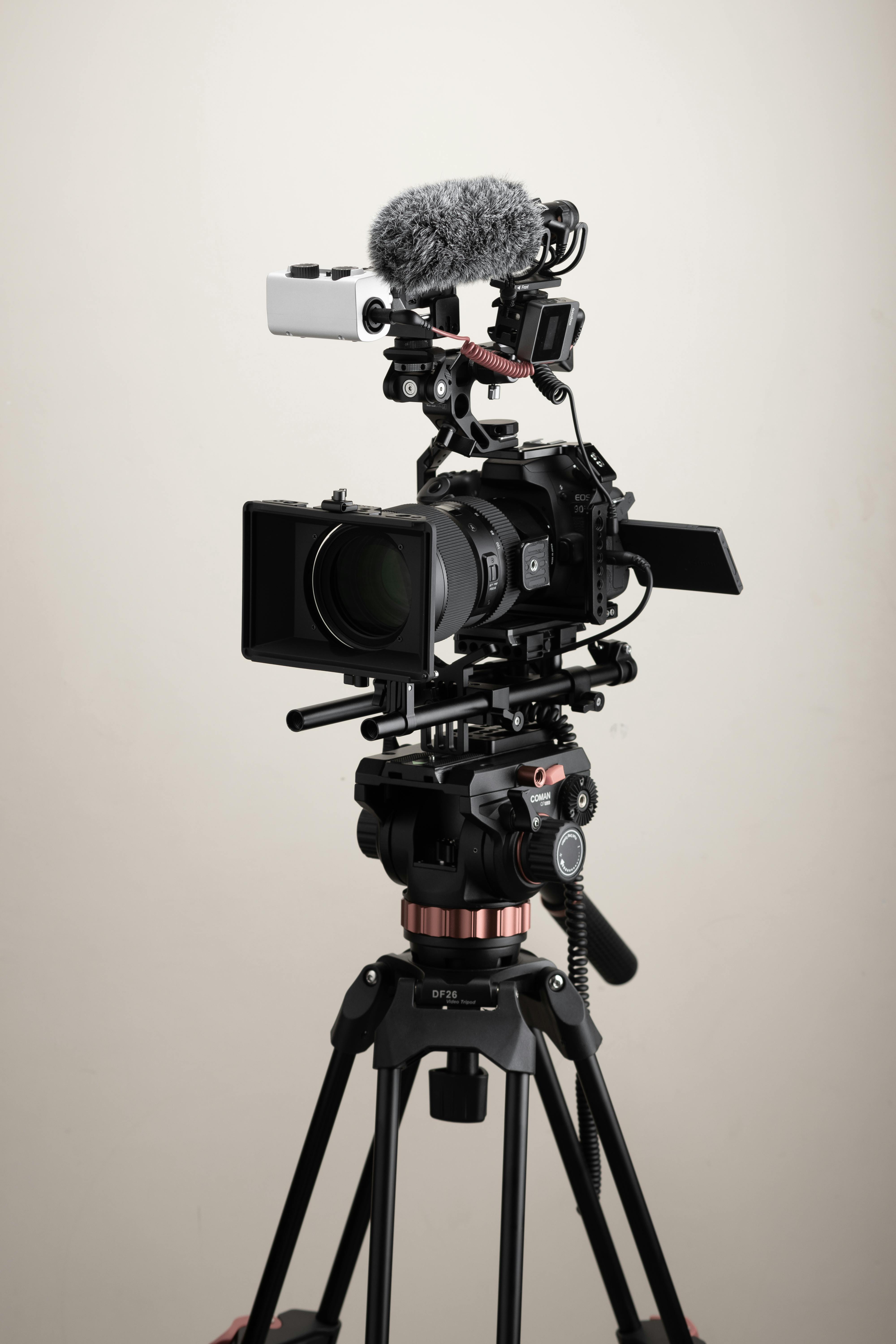 Broadcasting Movie Camera · Free Stock Photo