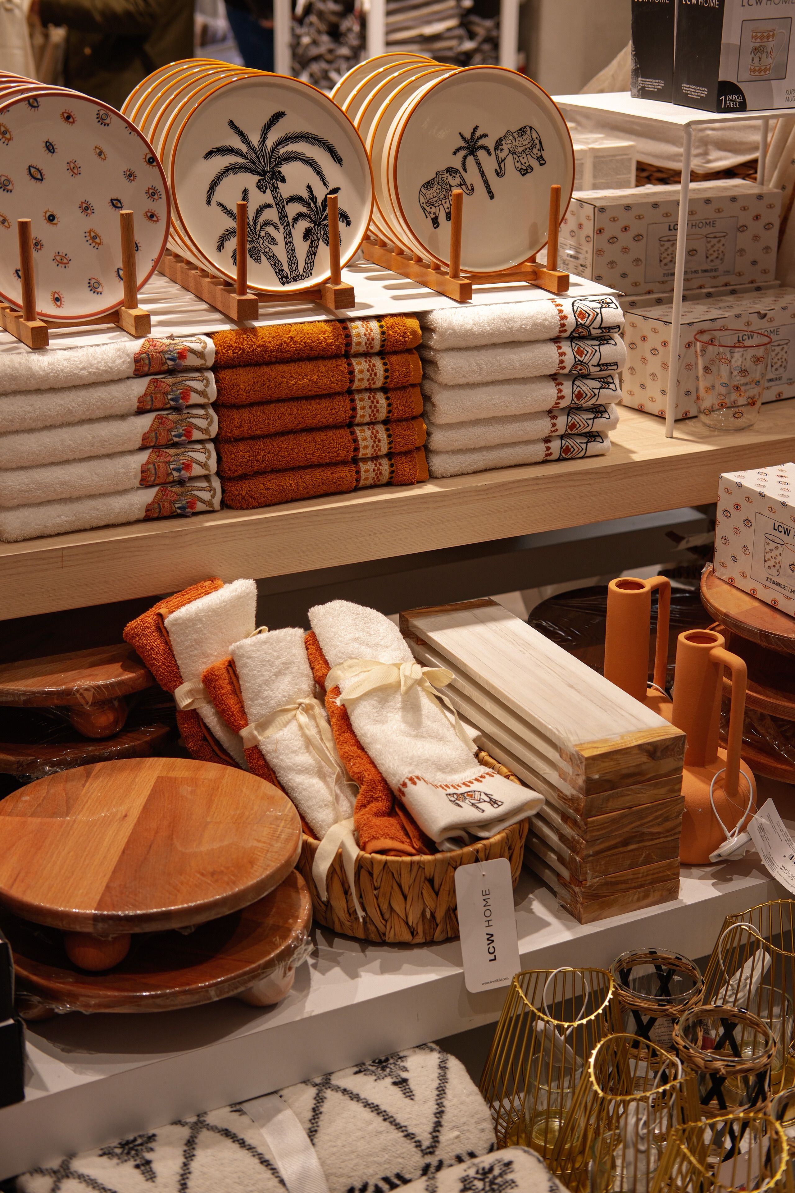 Tableware for Sale on Shelves in Store · Free Stock Photo