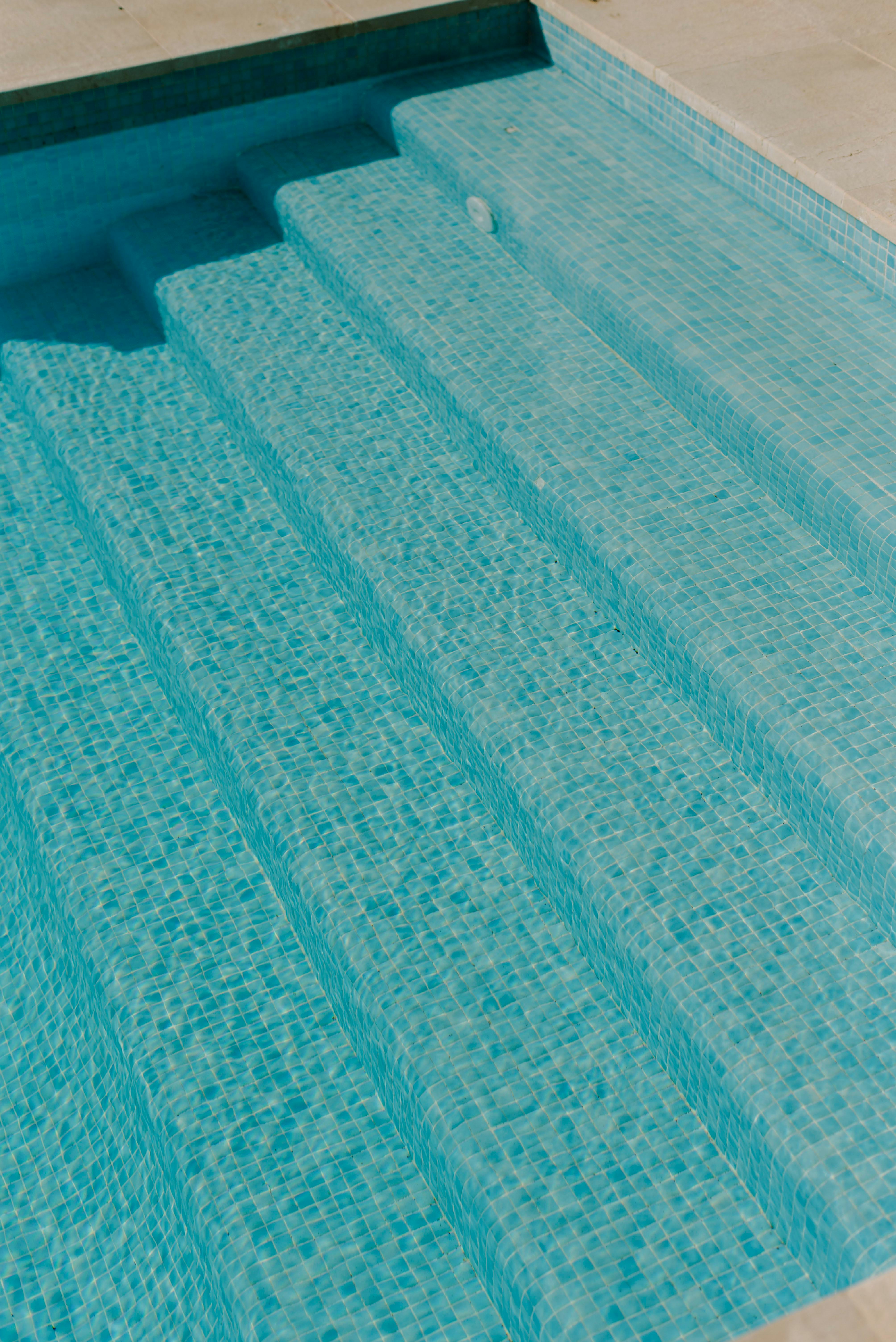 Swimming Pool Steps · Free Stock Photo