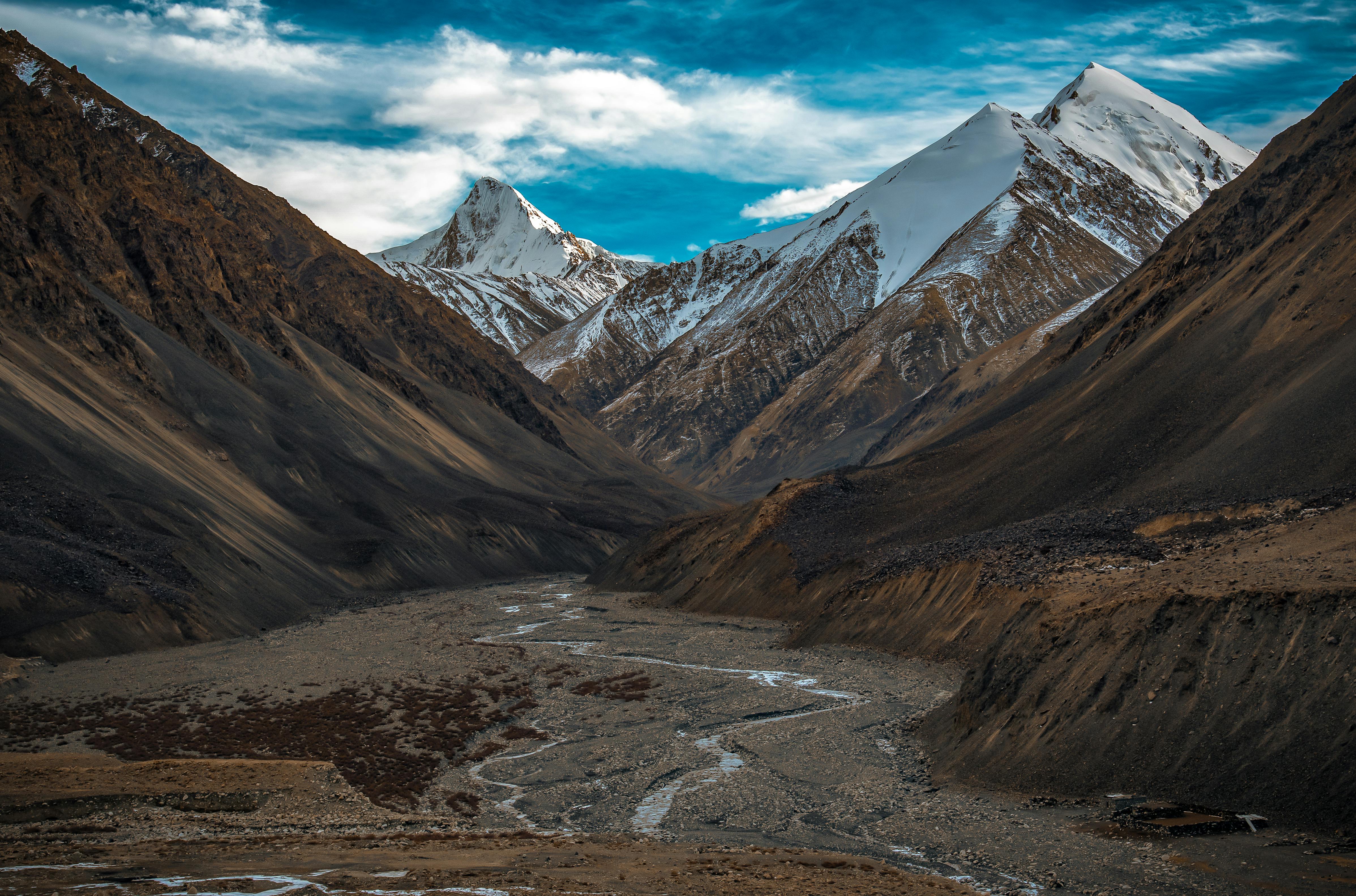 River in Barren Valley in Mountains · Free Stock Photo