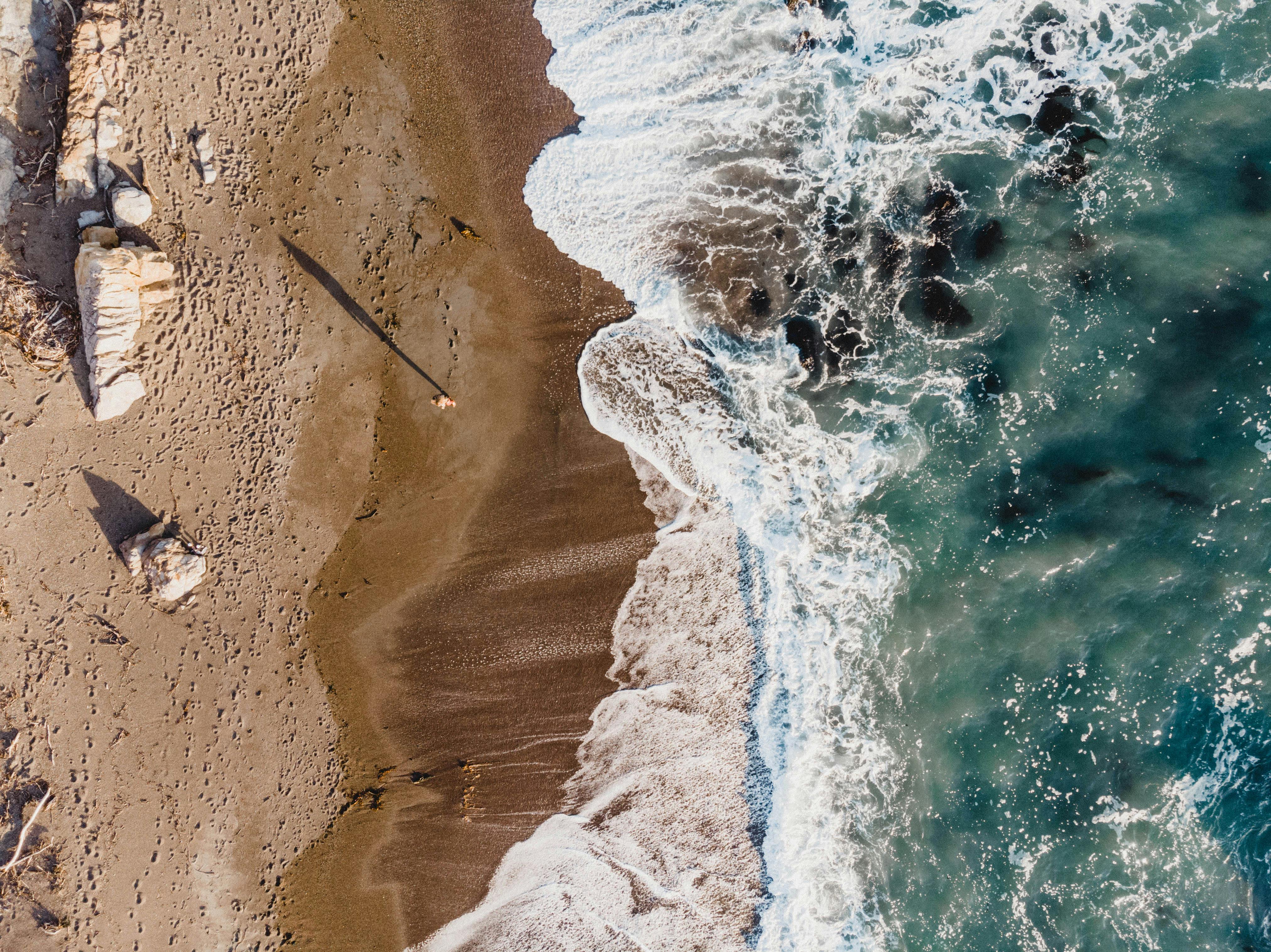Top View Photo of Seashore · Free Stock Photo