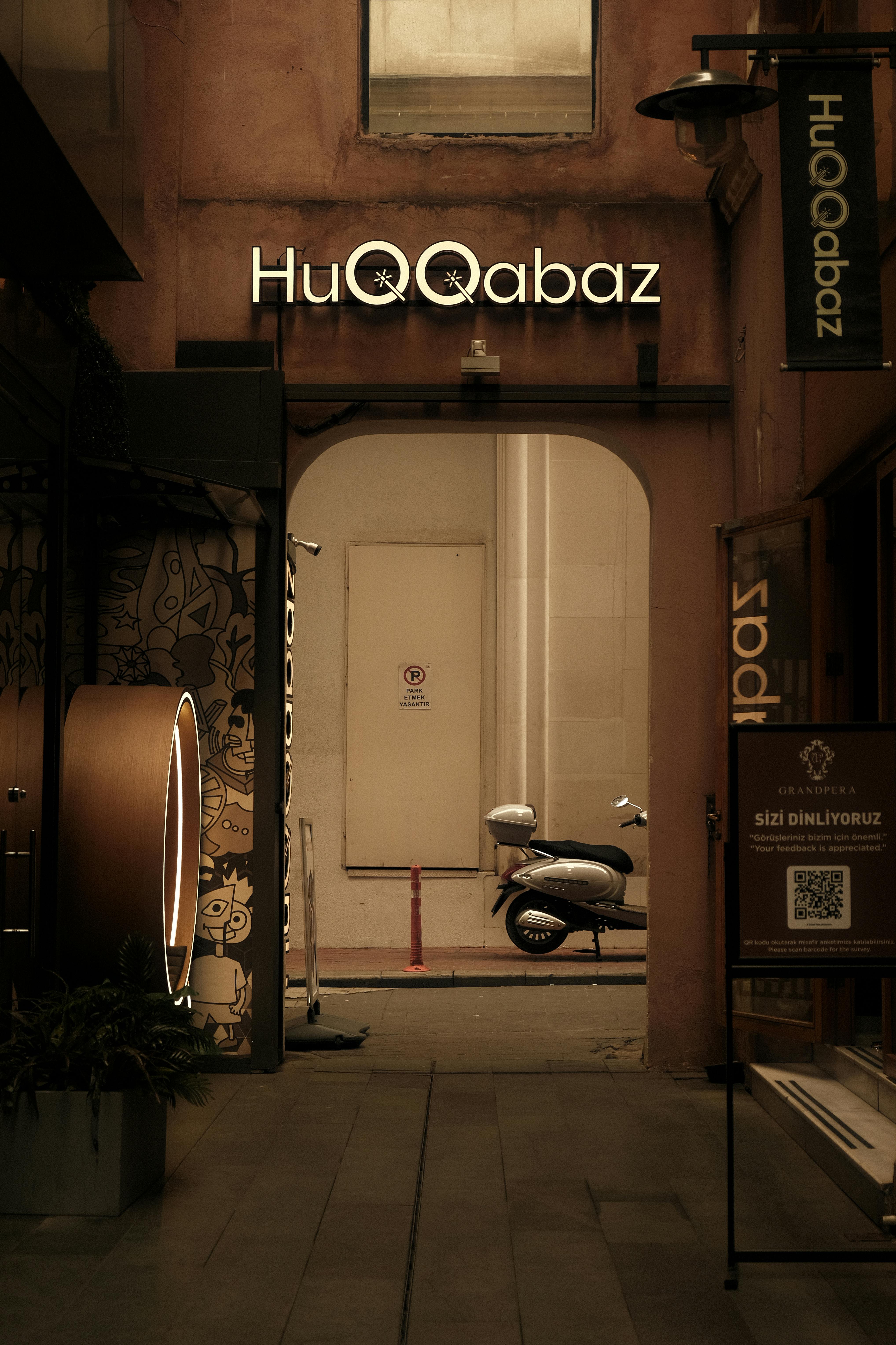 Entrance to Bar in City · Free Stock Photo