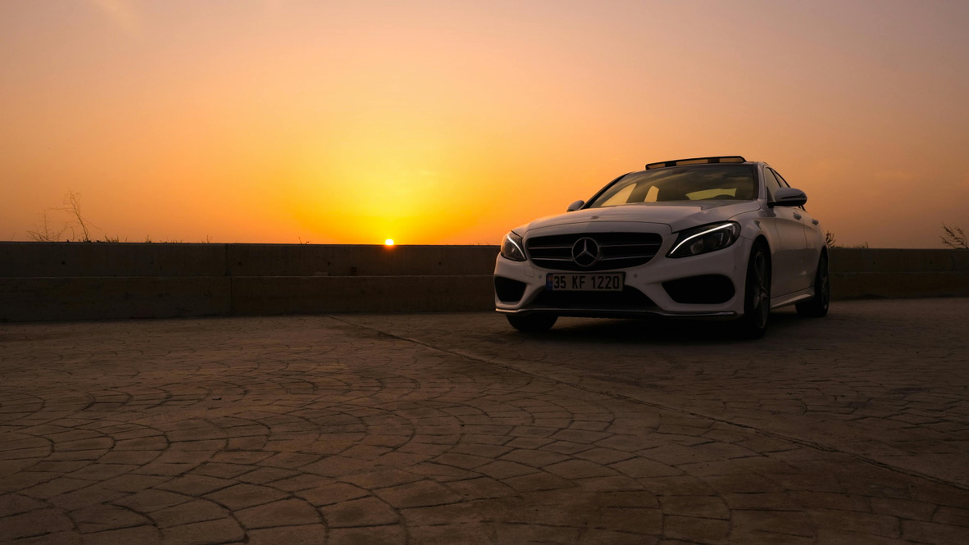 White Mercedes at Sunset · Free Stock Photo