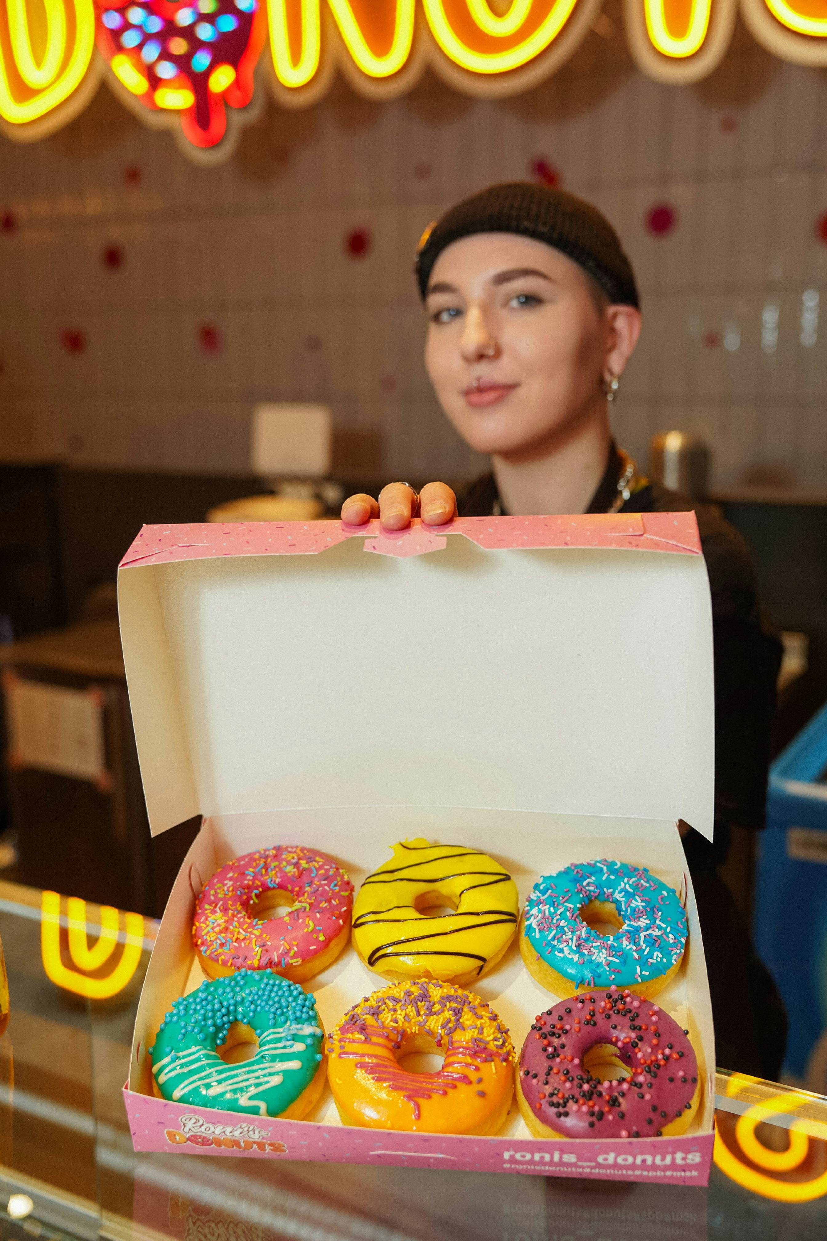 Mini Donuts Box Photos, Download The BEST Free Mini Donuts Box Stock ...