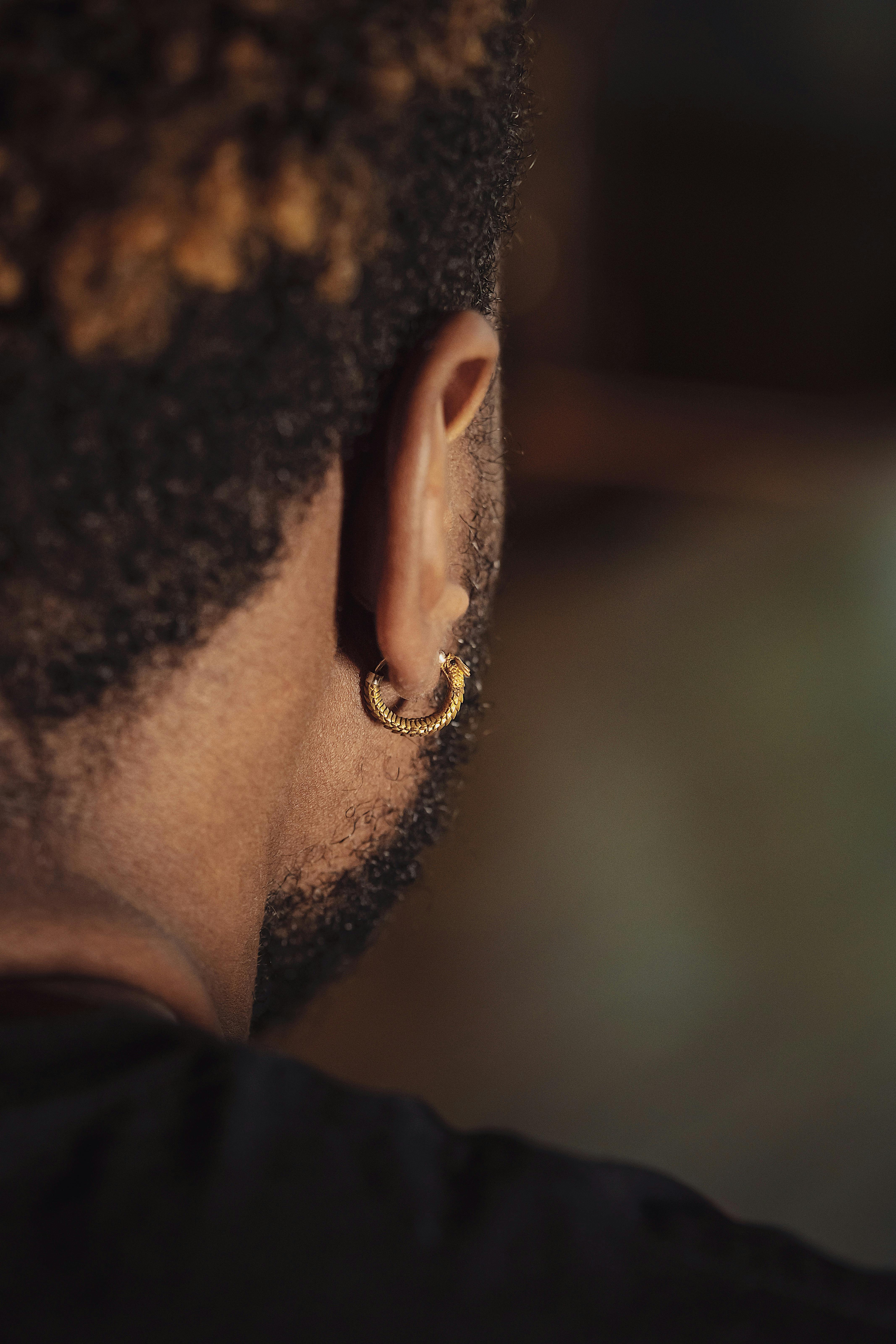 Focus On Earring Photos, Download The BEST Free Focus On Earring Stock ...