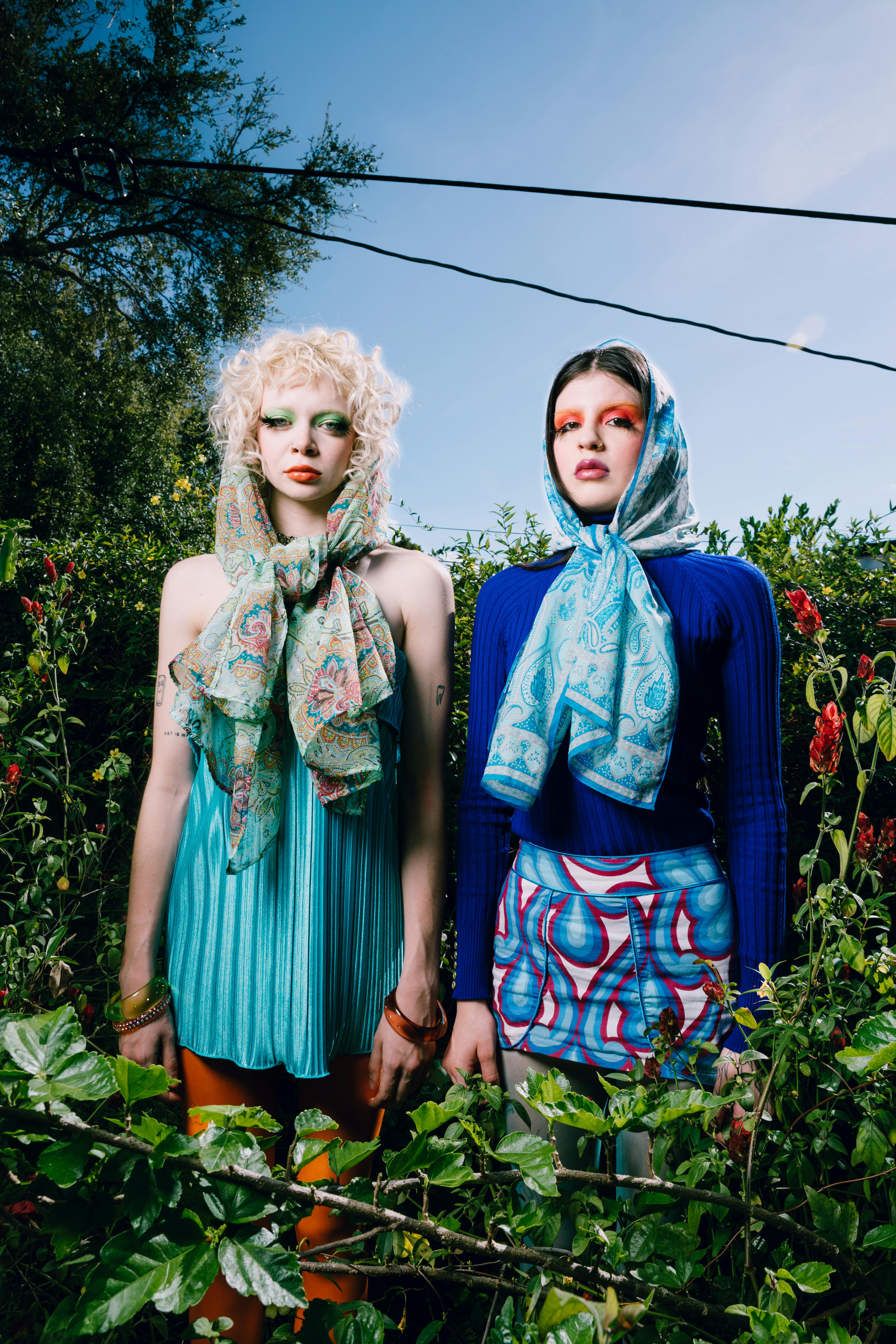 Scarves Brand Models Photos, Download The BEST Free Scarves Brand ...