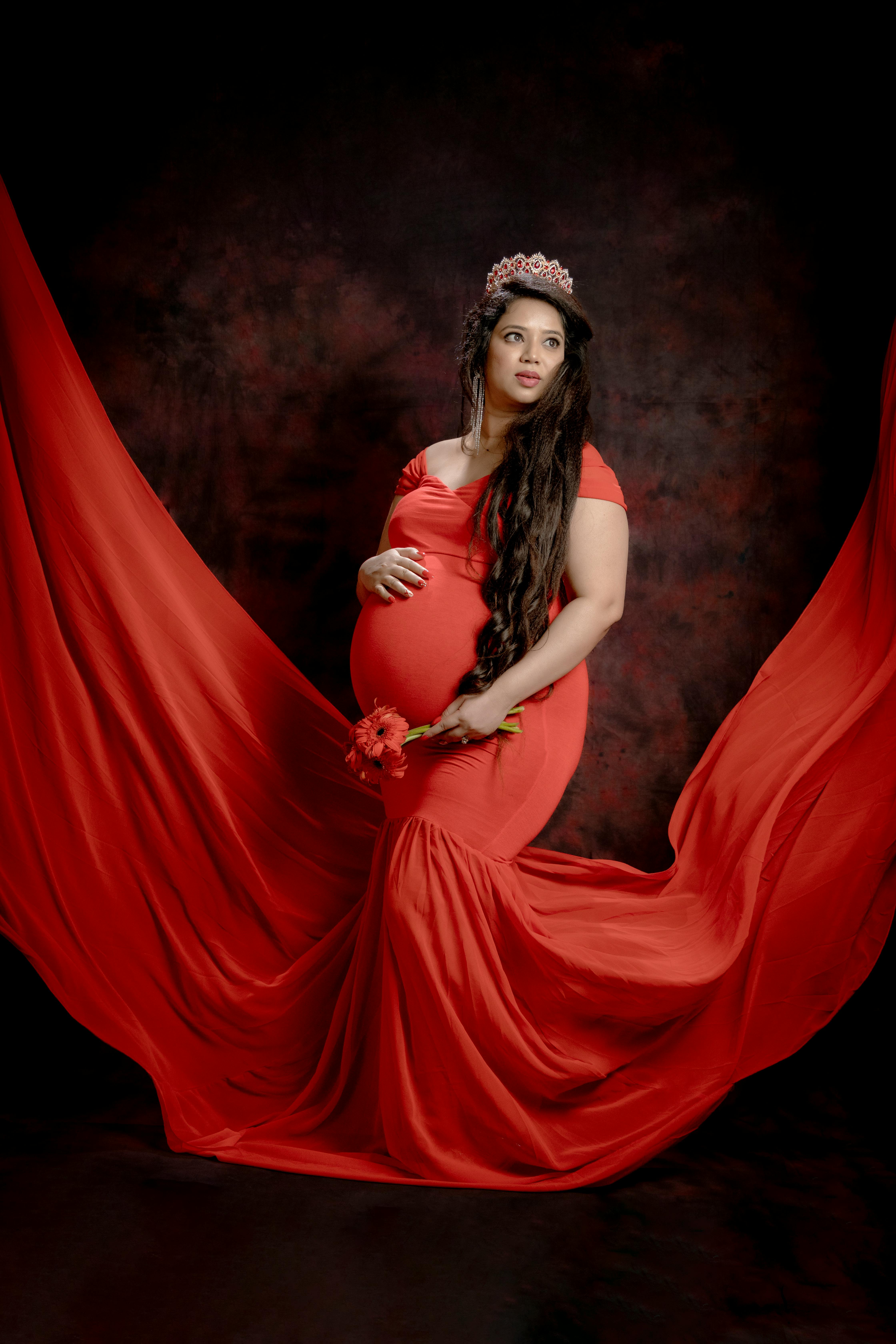 Pregnant Woman Of Color Photos, Download The BEST Free Pregnant Woman ...