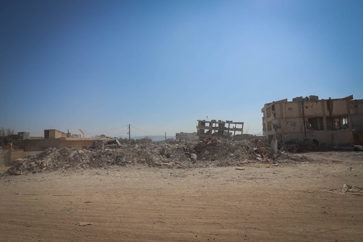 Earthquake In Desert Photos, Download The BEST Free Earthquake In ...