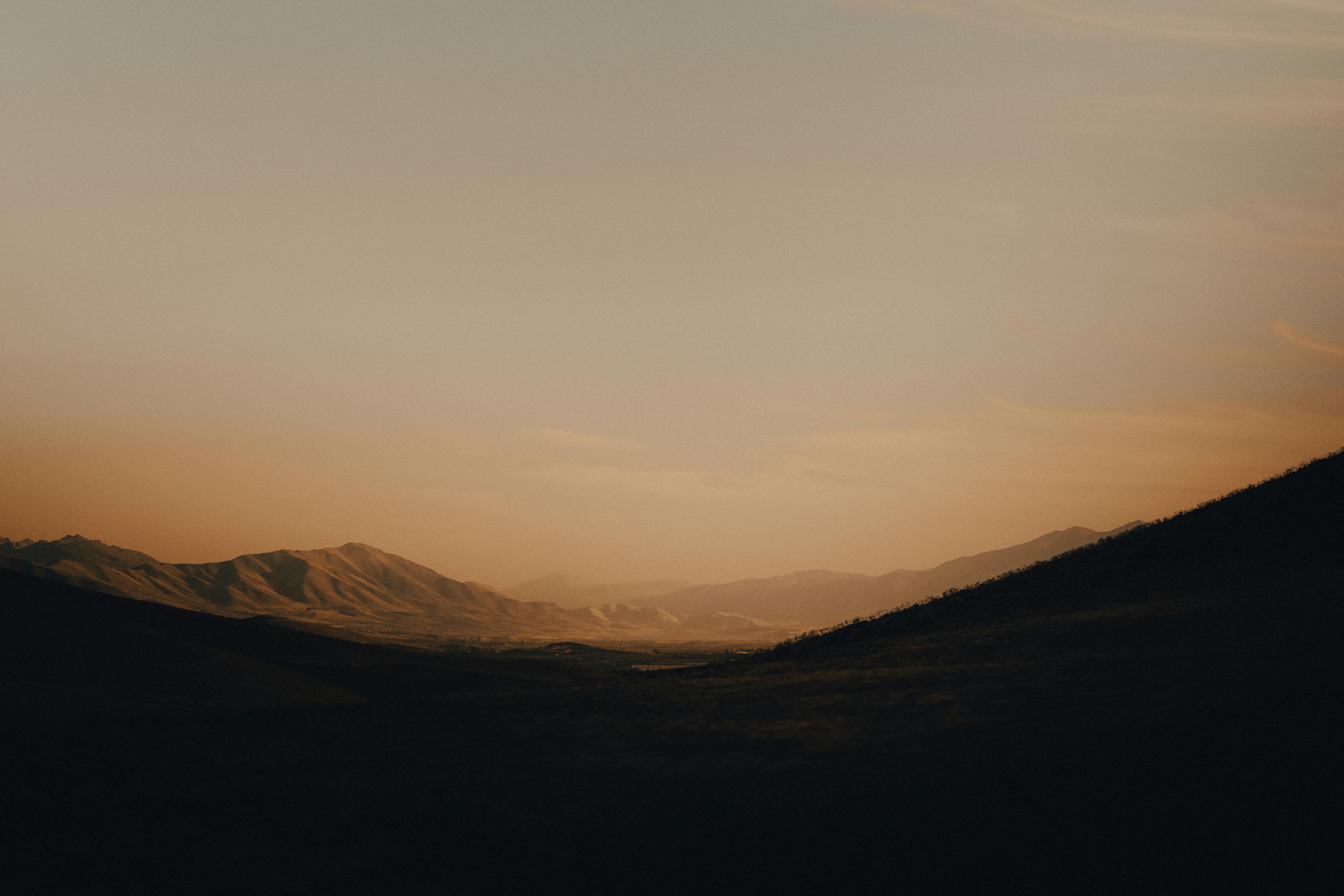 Valley in Shadow at Sunset · Free Stock Photo