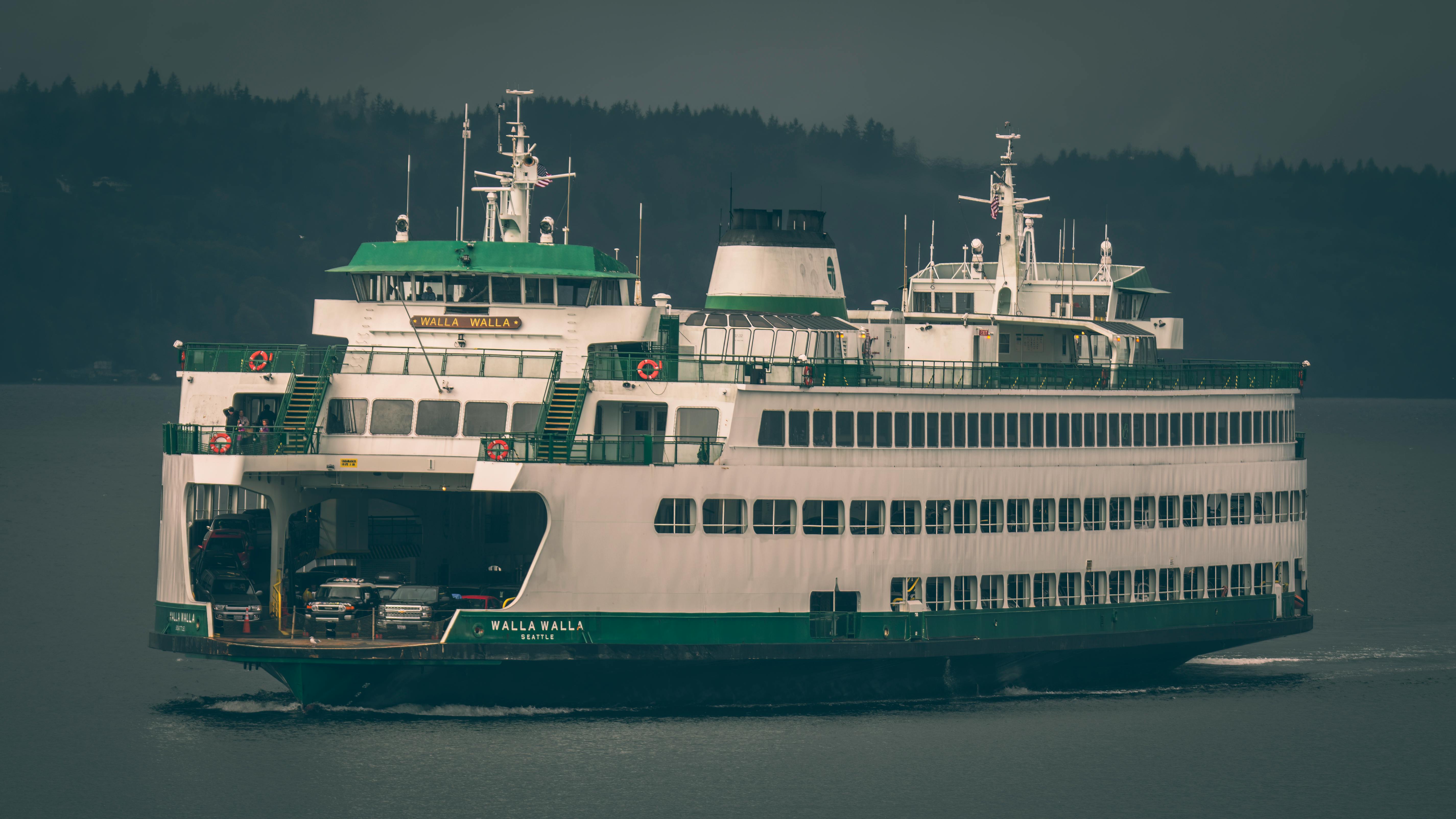 Explorer of the Seas Cruise Ship · Free Stock Photo