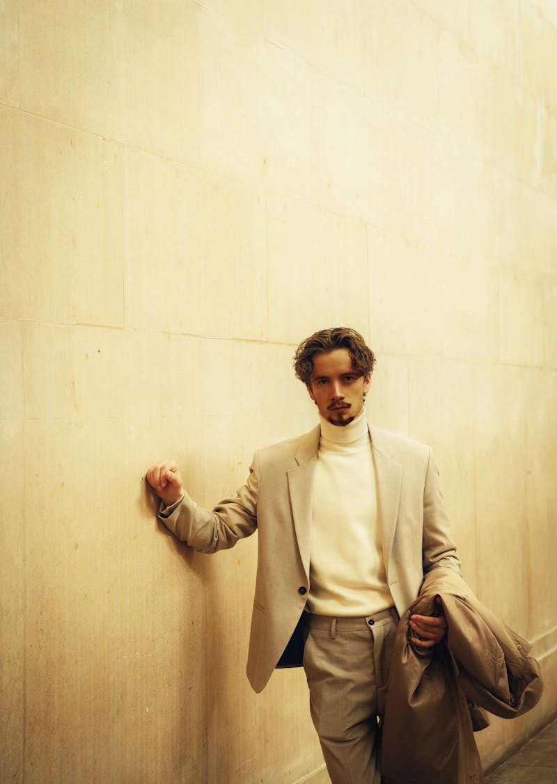 Butler Photos, Download The BEST Free Butler Stock Photos & HD Images