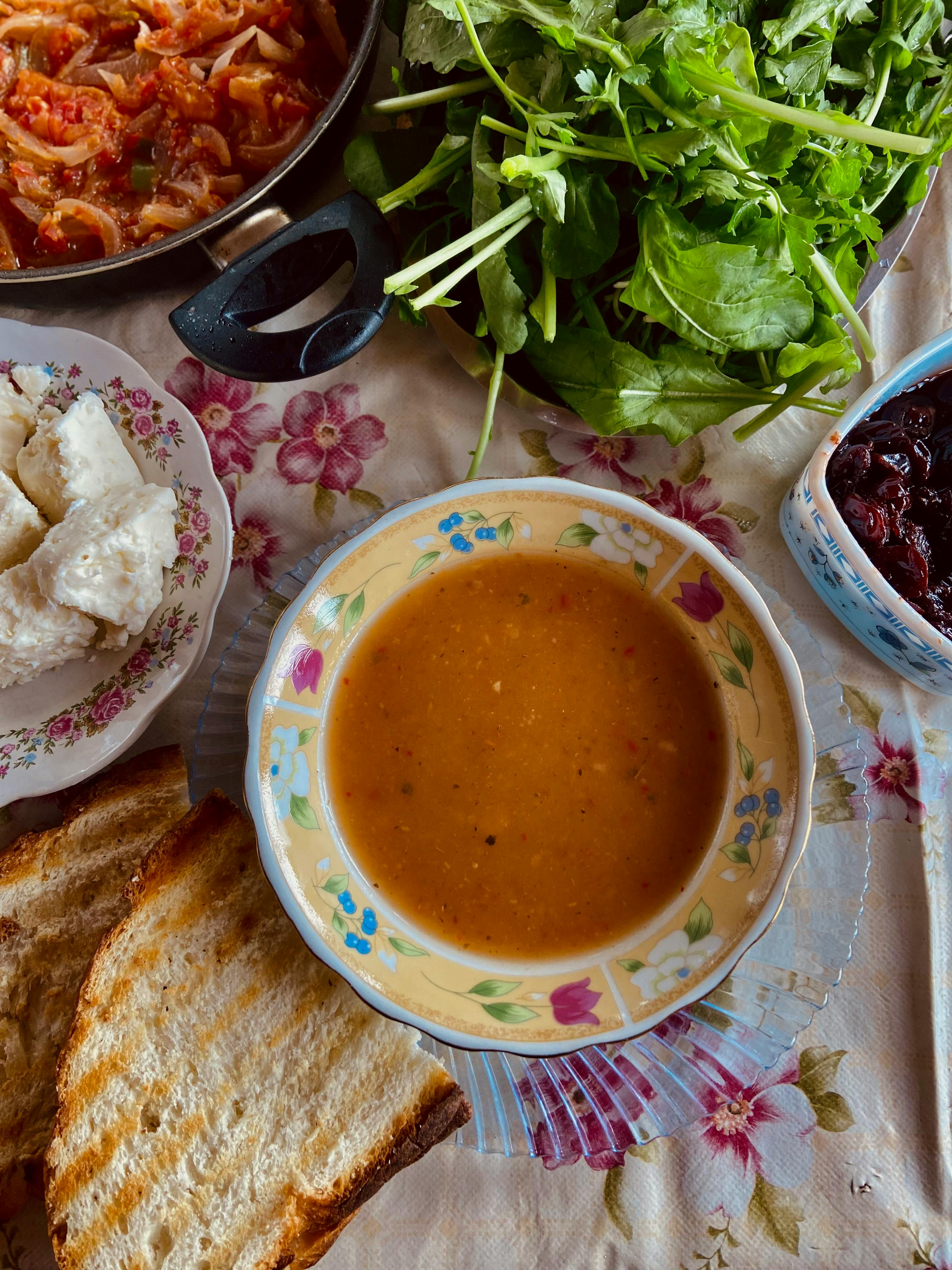 Table with Food · Free Stock Photo