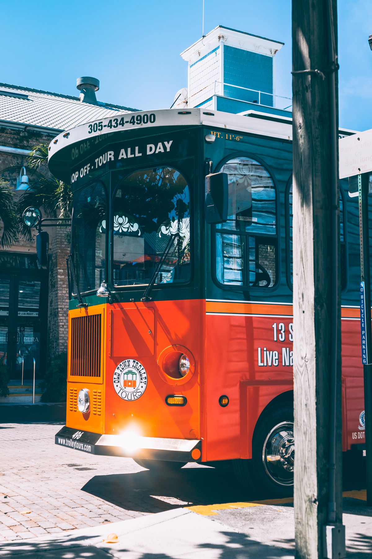 Tour Bus Photos, Download The BEST Free Tour Bus Stock Photos & HD Images
