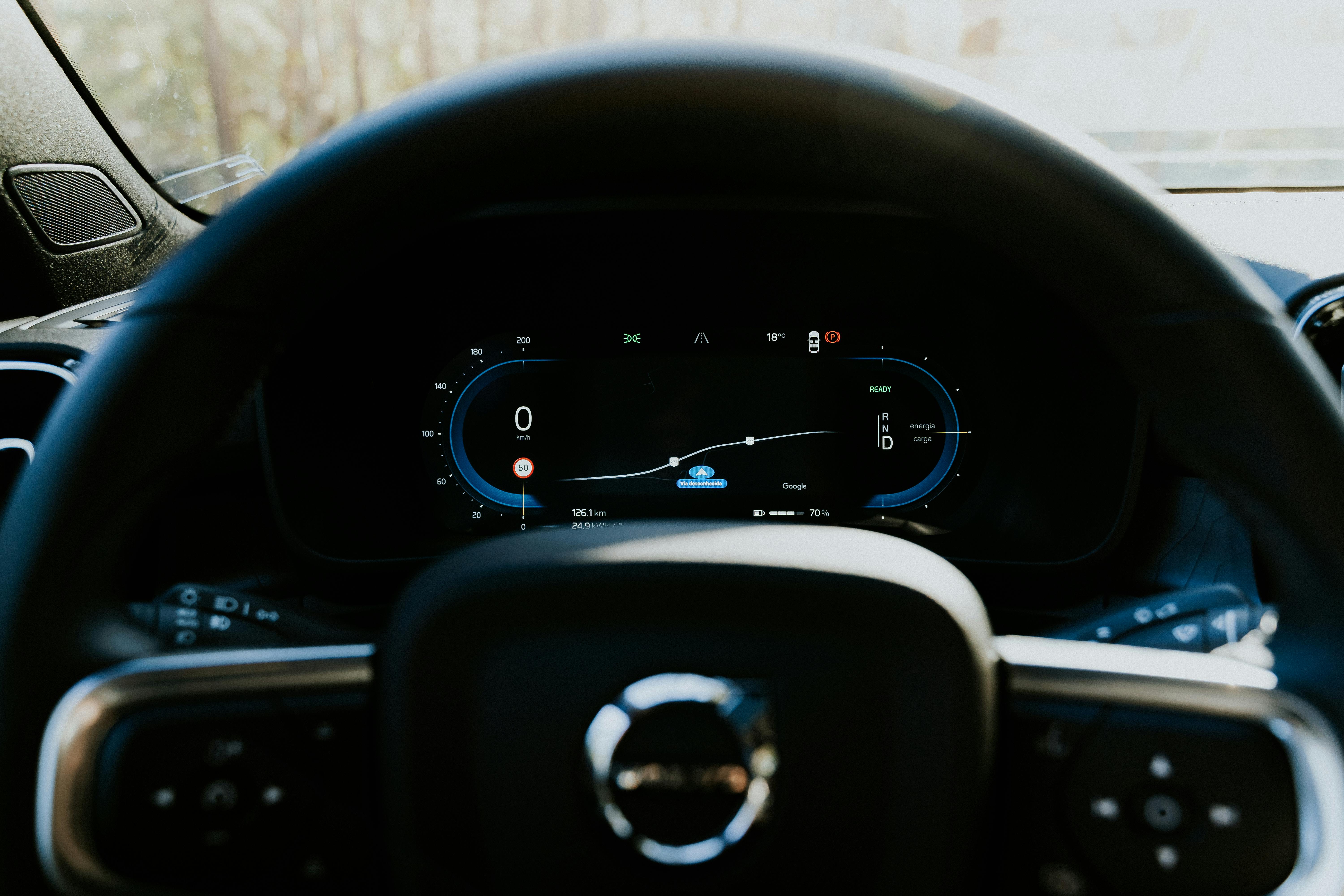 Screen as Speedometer in Volvo Car · Free Stock Photo