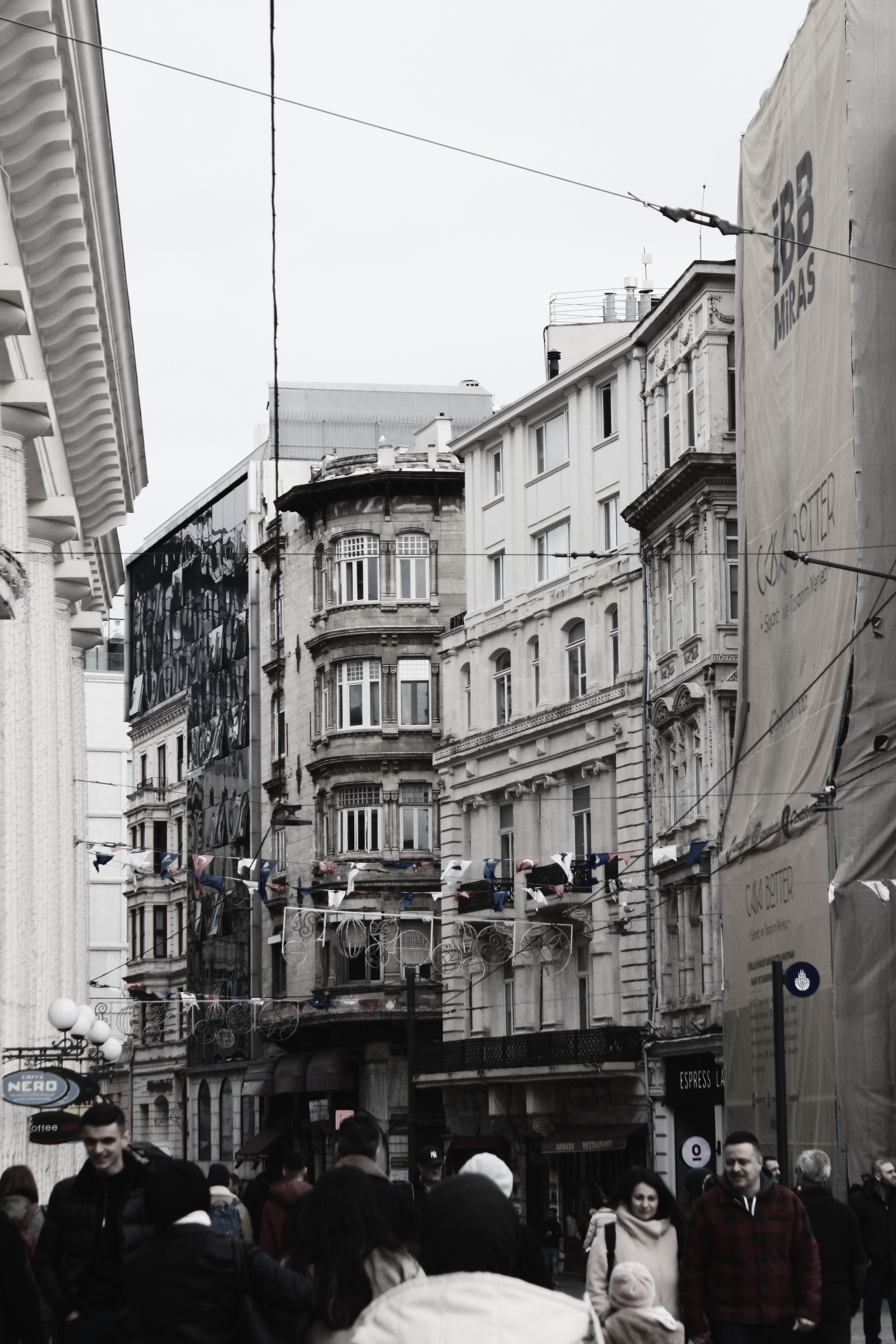 Houses Crowd Photos, Download The BEST Free Houses Crowd Stock Photos ...