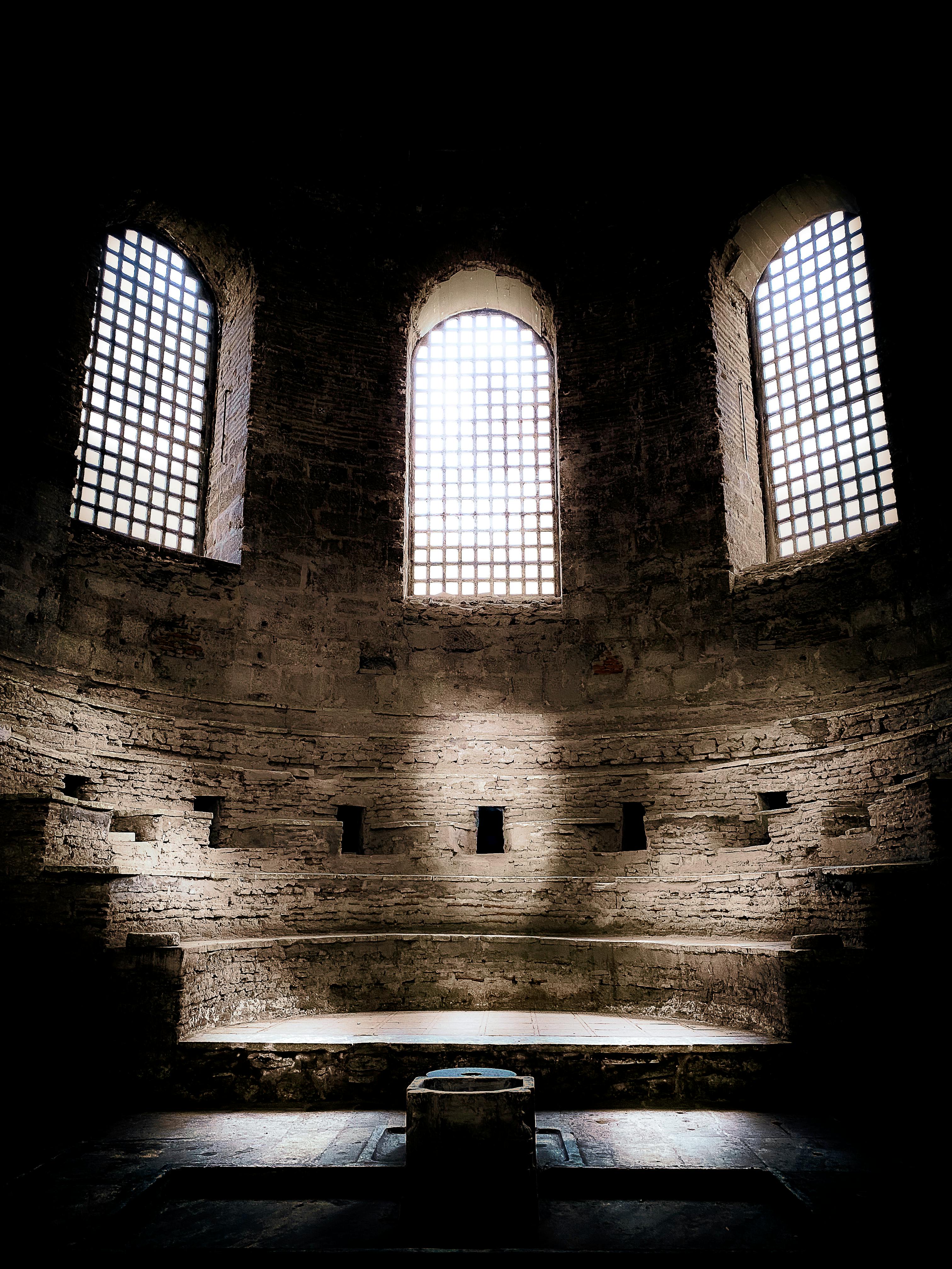 Cathedral Interior Design · Free Stock Photo