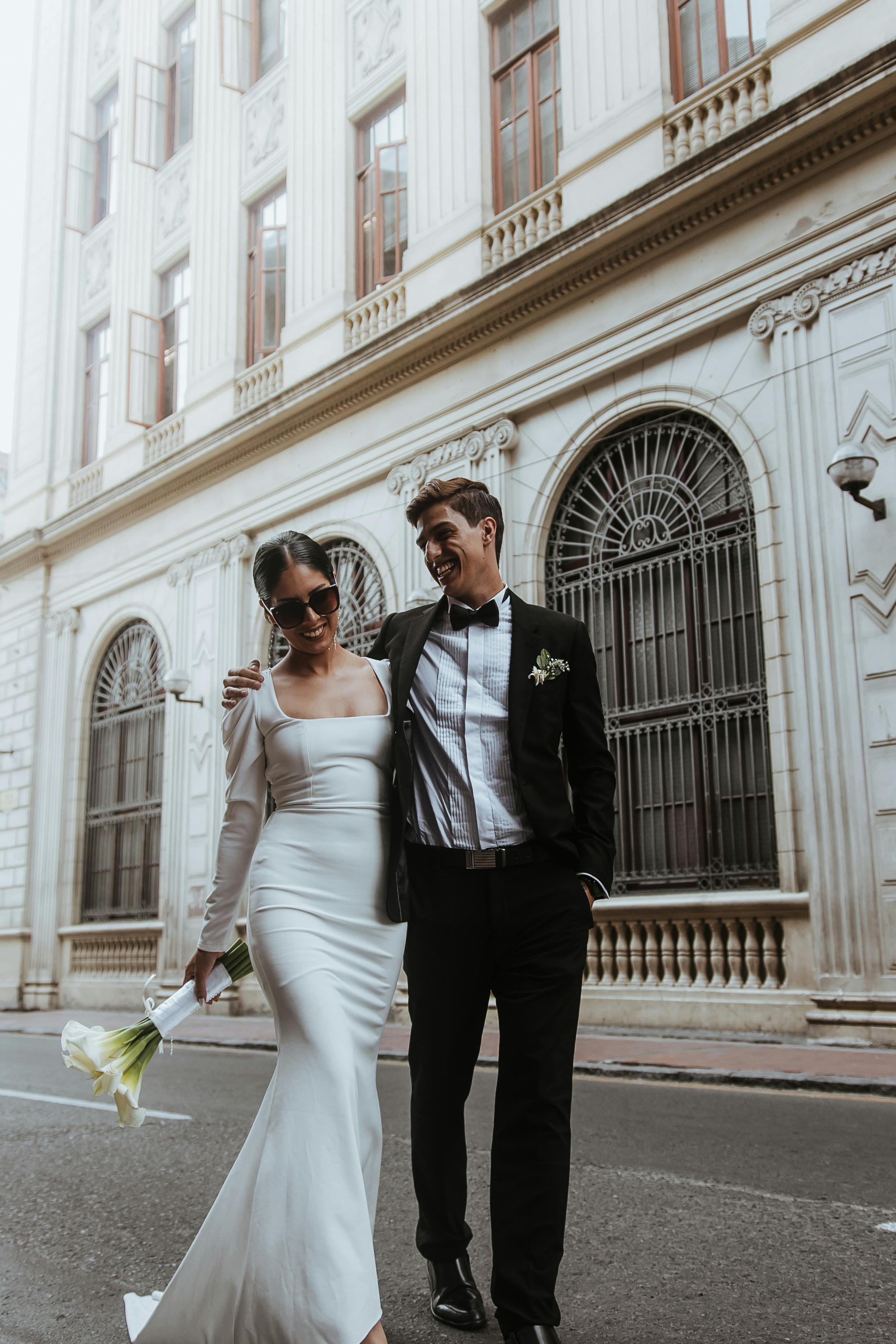 Modern newly married couple · Free Stock Photo