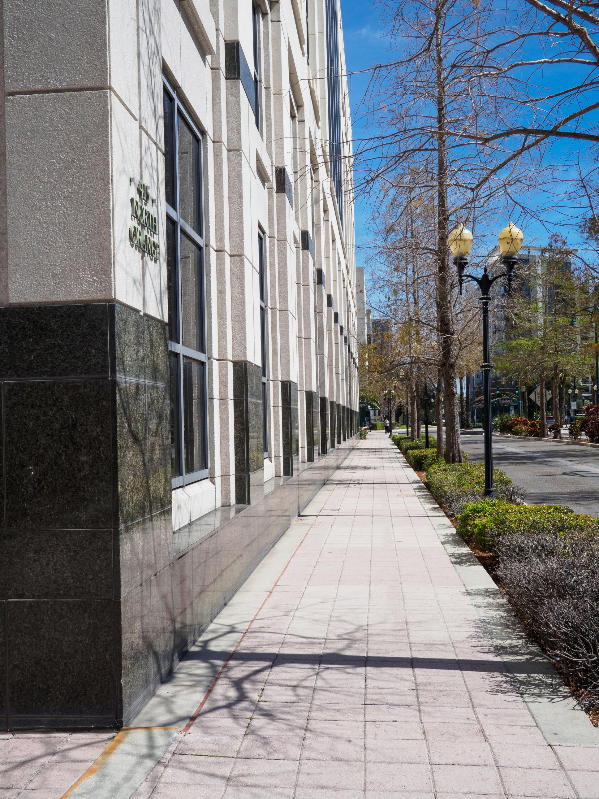 Shell Oil Station · Free Stock Photo