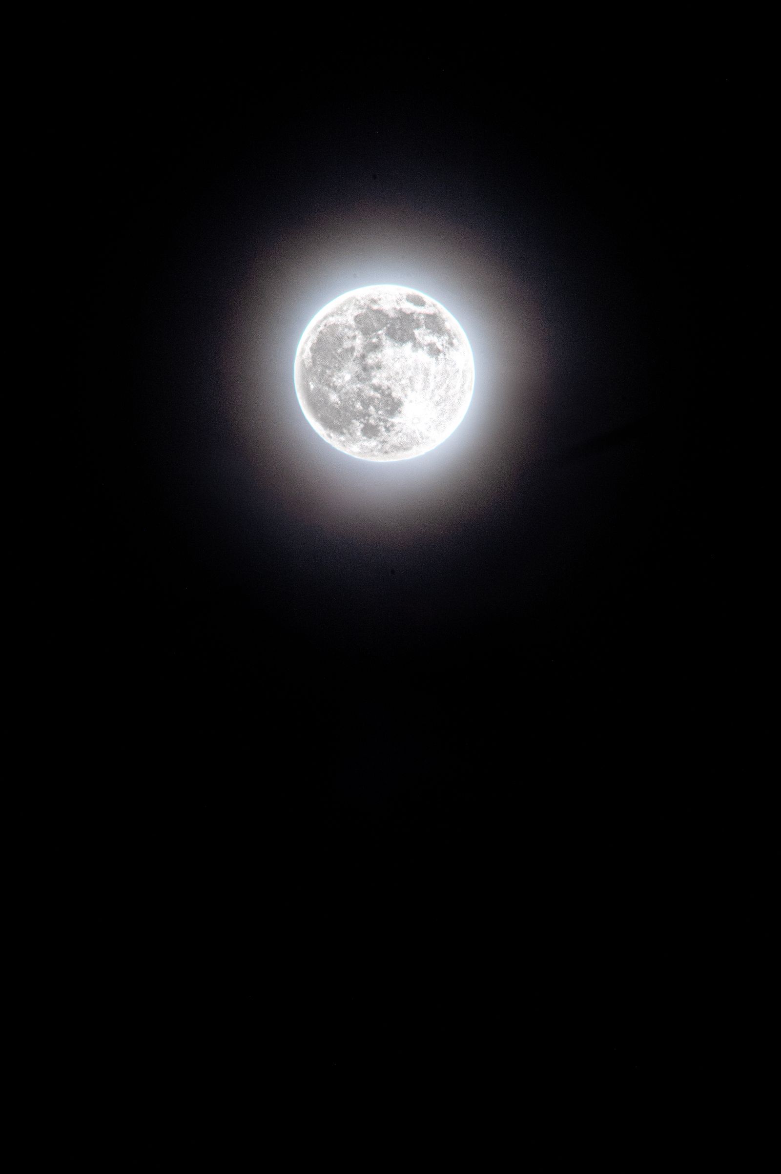 Glowing Moon Photos, Download The BEST Free Glowing Moon Stock Photos ...