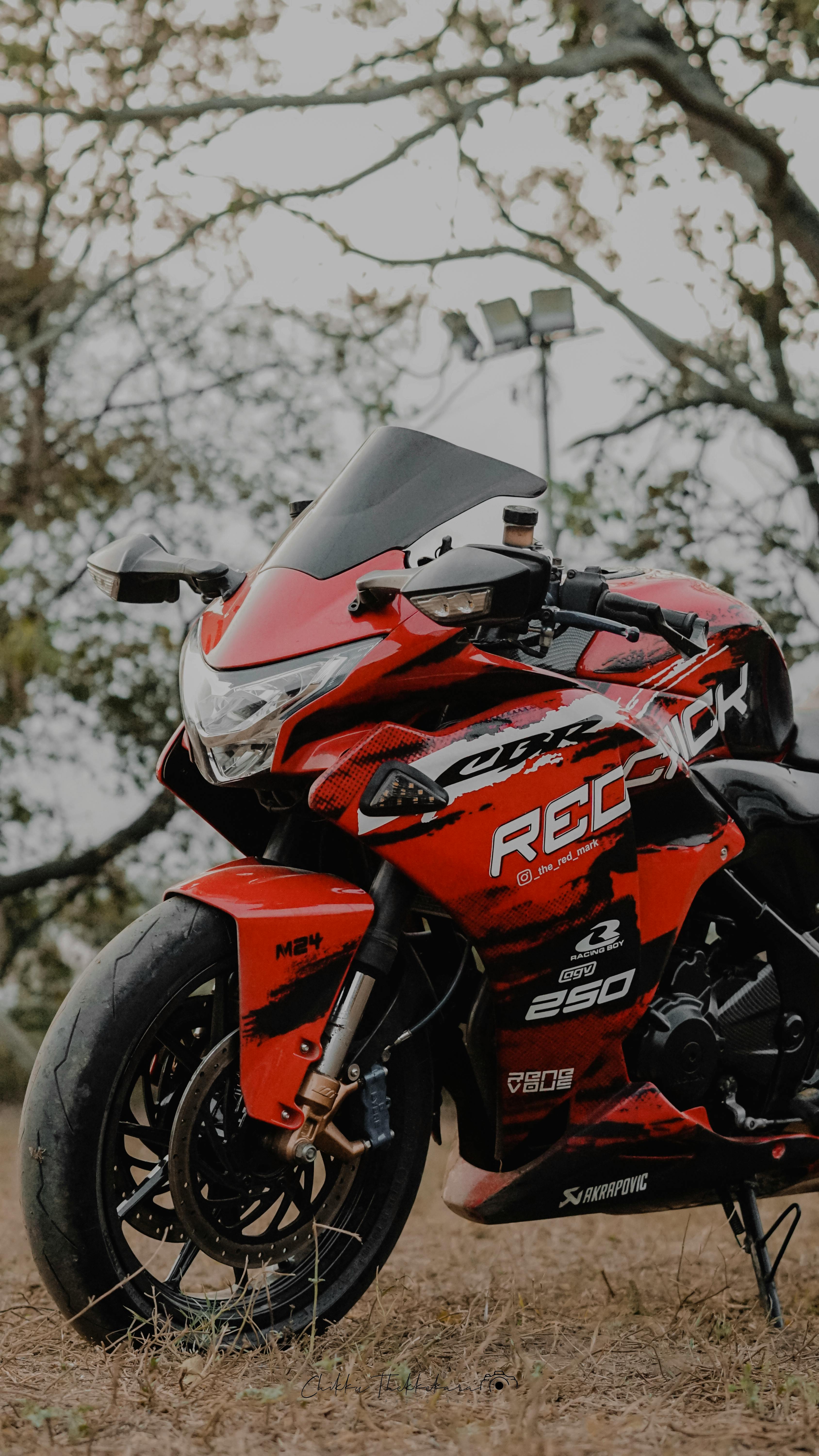 Closeup of Red Sport Bike · Free Stock Photo