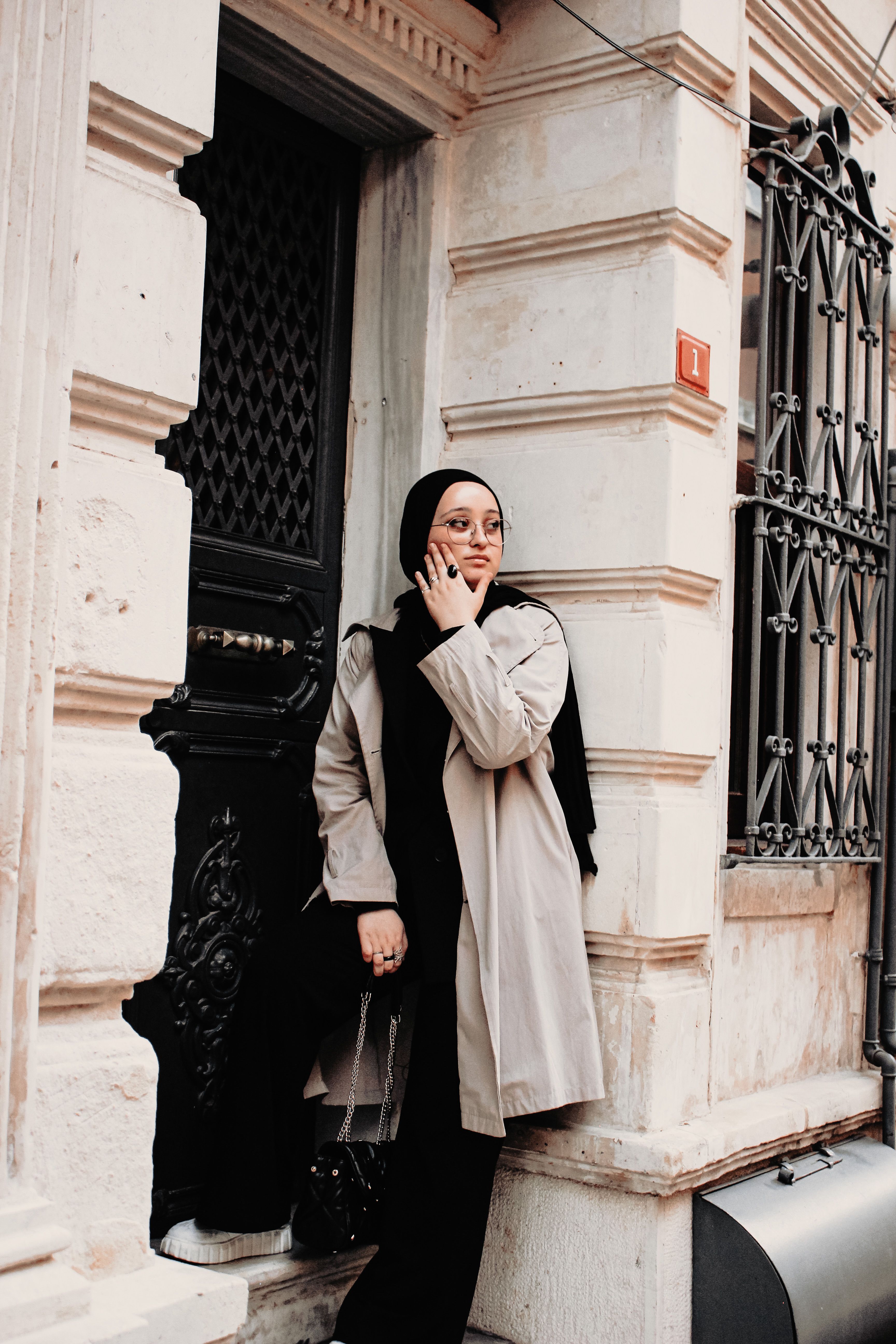Woman with Bold Makeup in Green Fancy Coat · Free Stock Photo