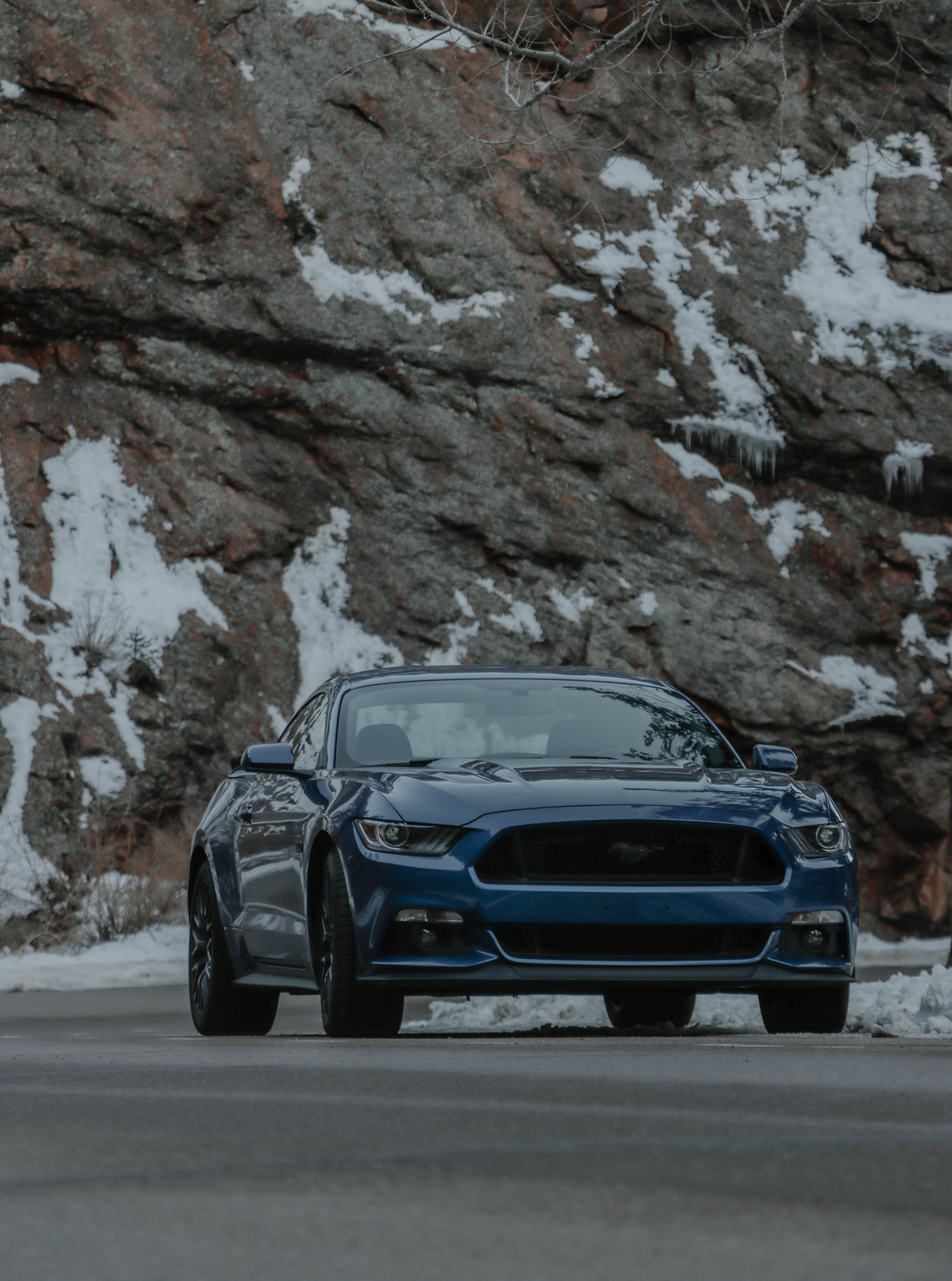 Blue Ford Mustang · Free Stock Photo