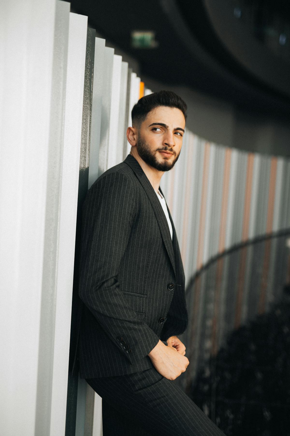 Office Man Photos, Download The BEST Free Office Man Stock Photos & HD ...