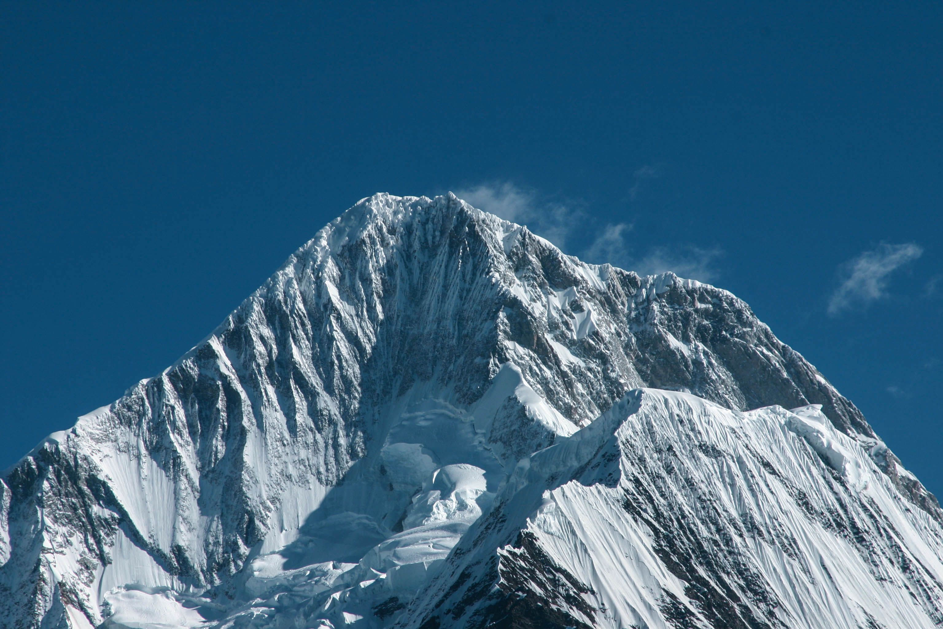 Sunlit Mountain in Snow · Free Stock Photo