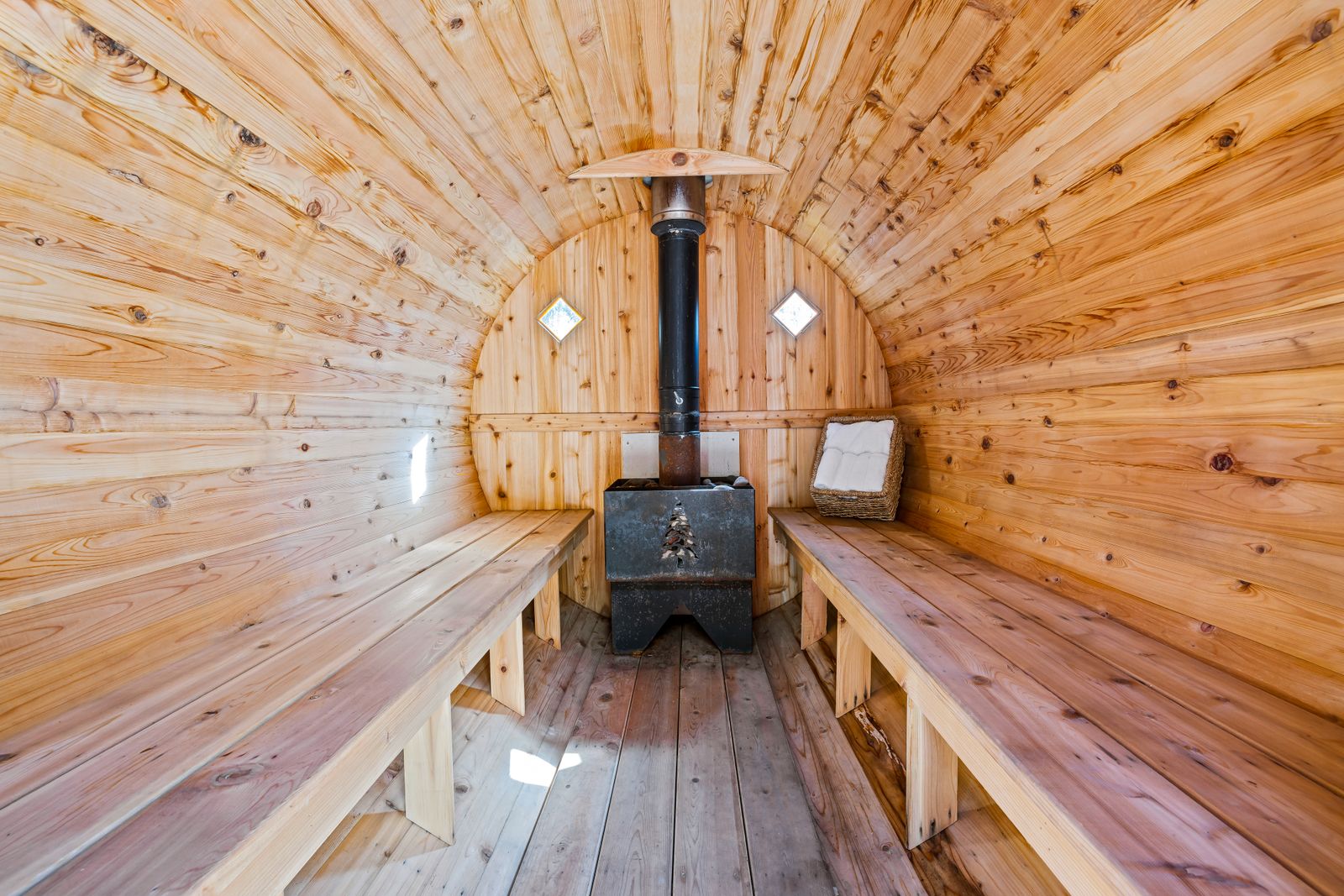 Infrared Sauna With Mixed Couples Photos, Download The BEST Free ...