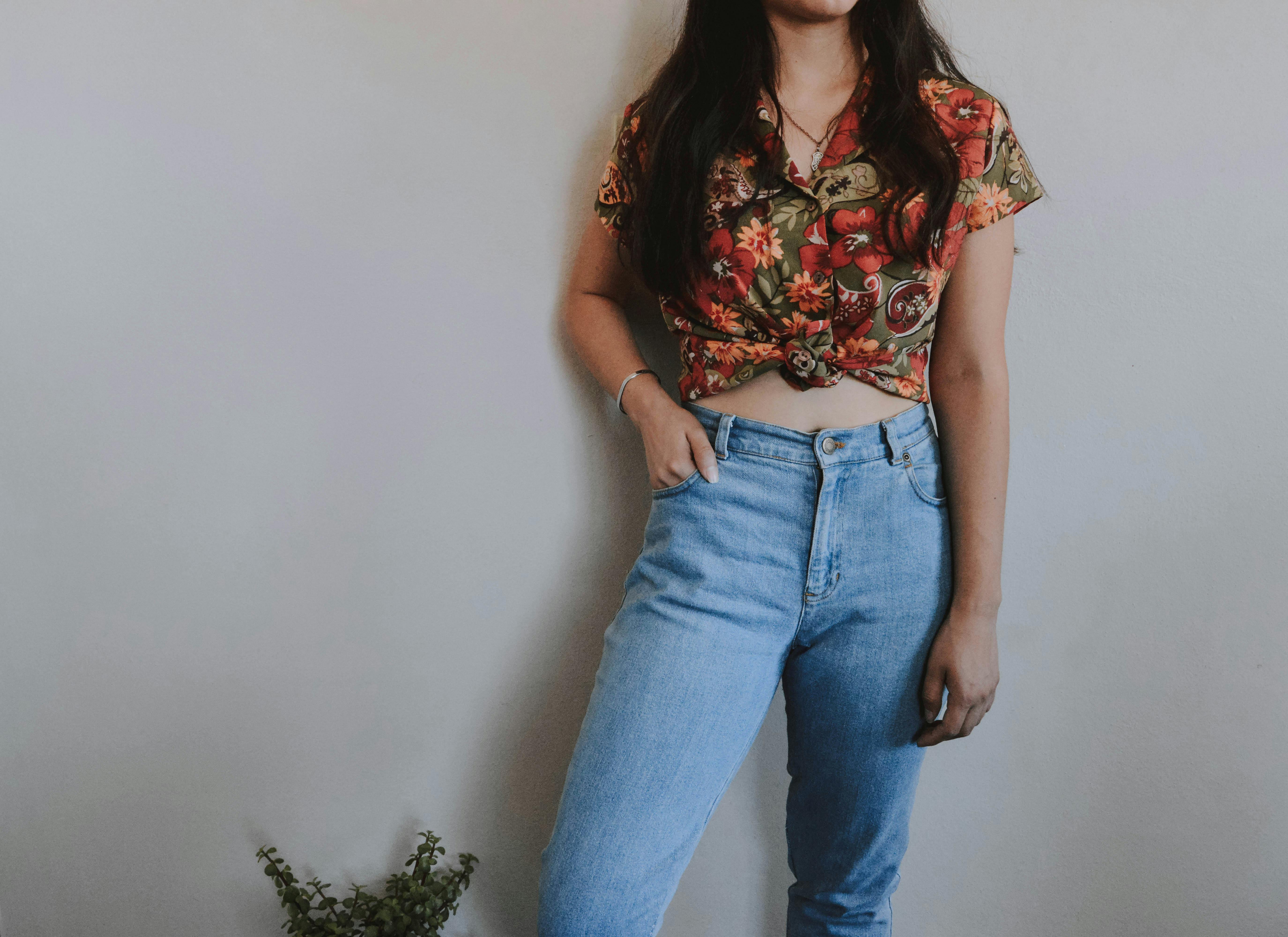 Woman Wearing Blue Denim Jeans Inside Room · Free Stock Photo