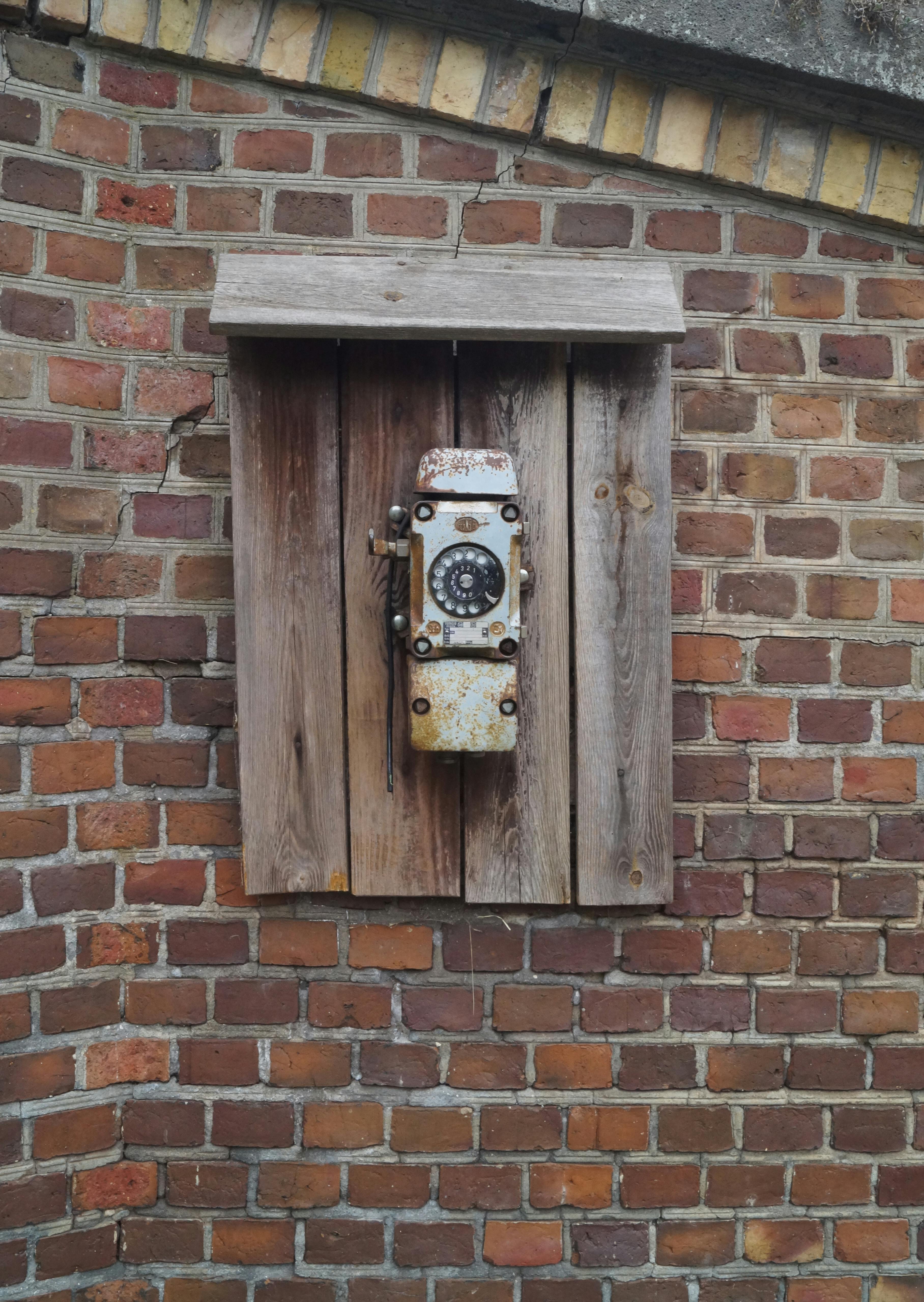 very old phone · Free Stock Photo