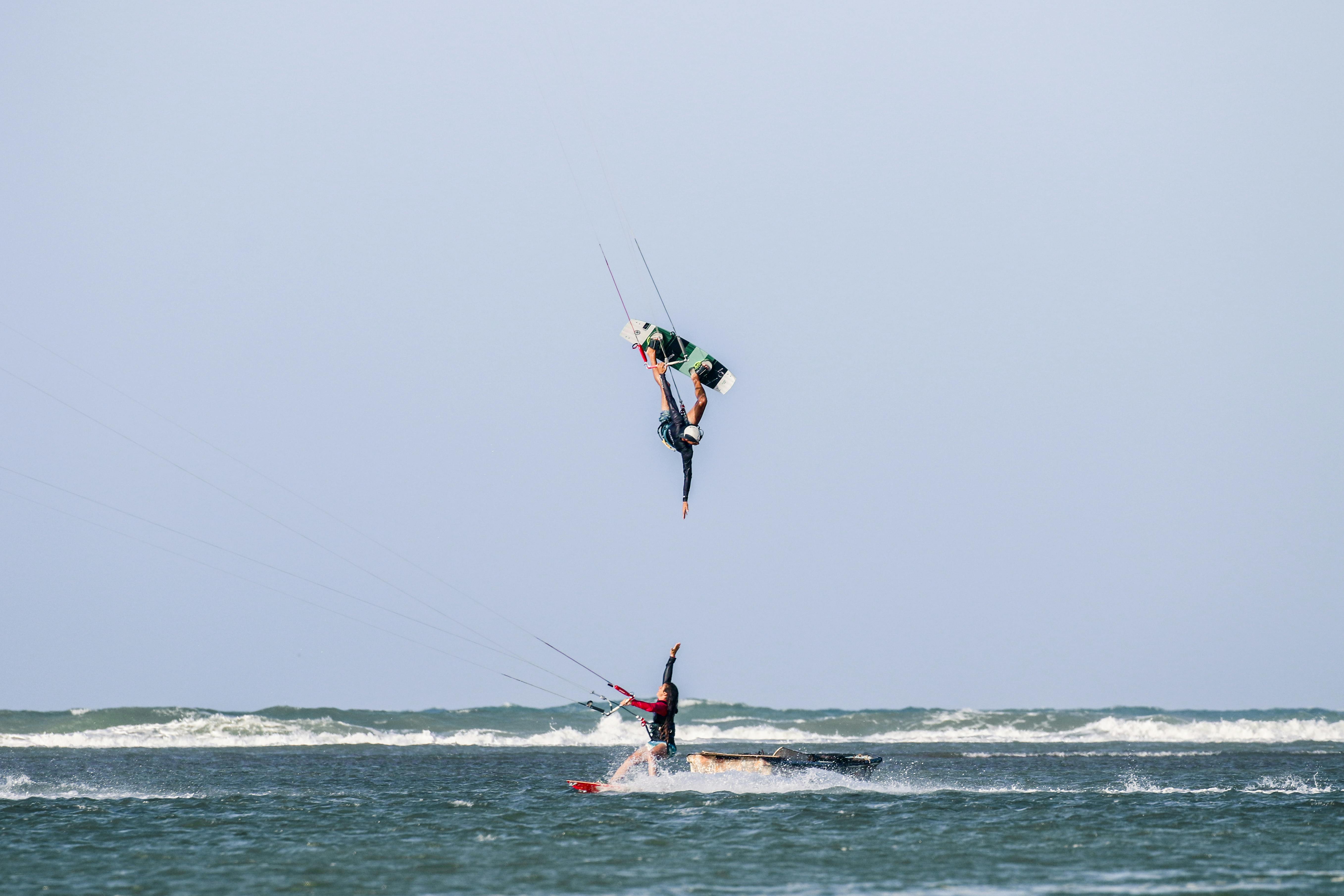 Uap Air Photos, Download The BEST Free Uap Air Stock Photos & HD Images