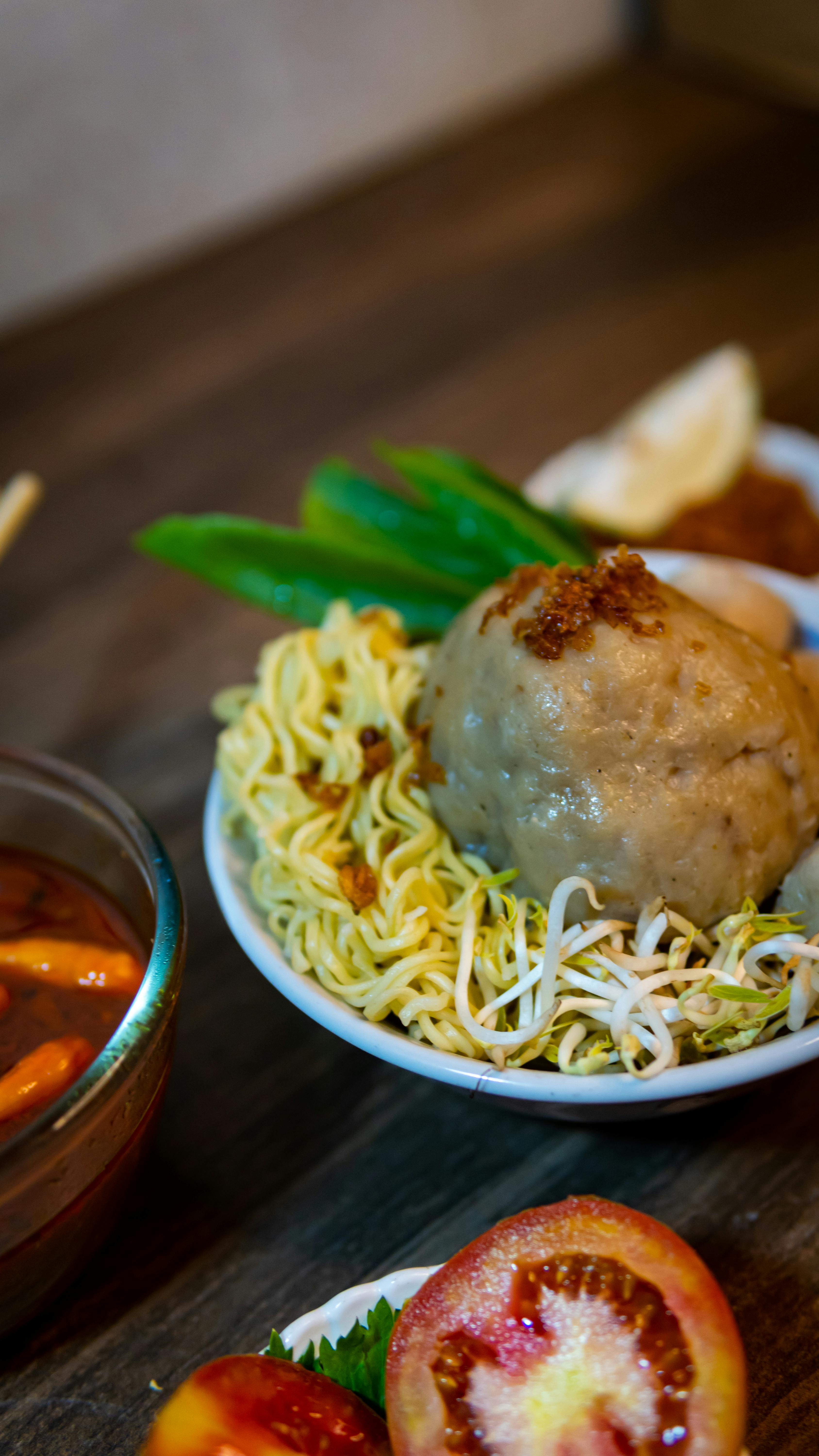 Meatball closeup vertical shoot · Free Stock Photo