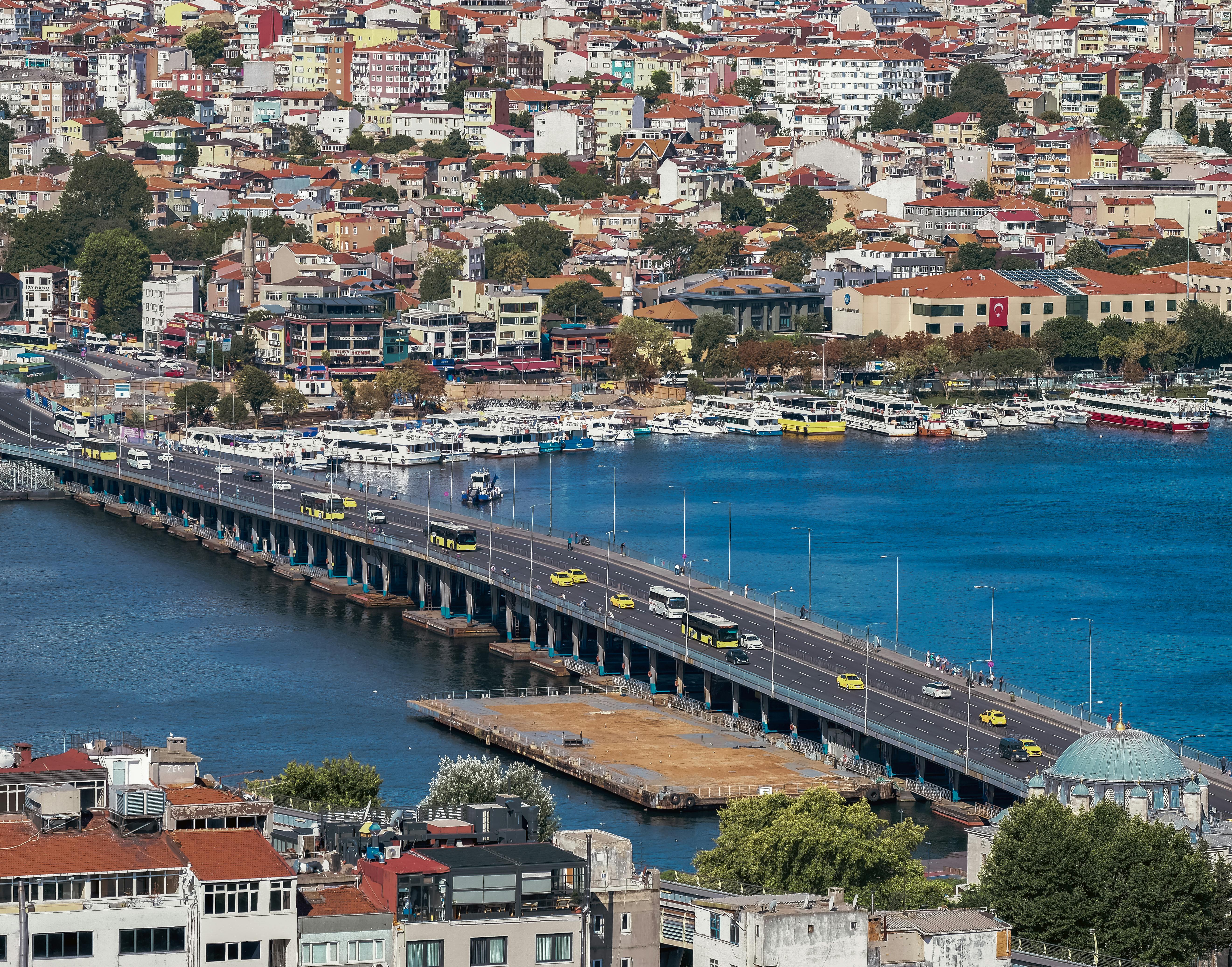 Adomi Bridge over Volta River in Ghana · Free Stock Photo