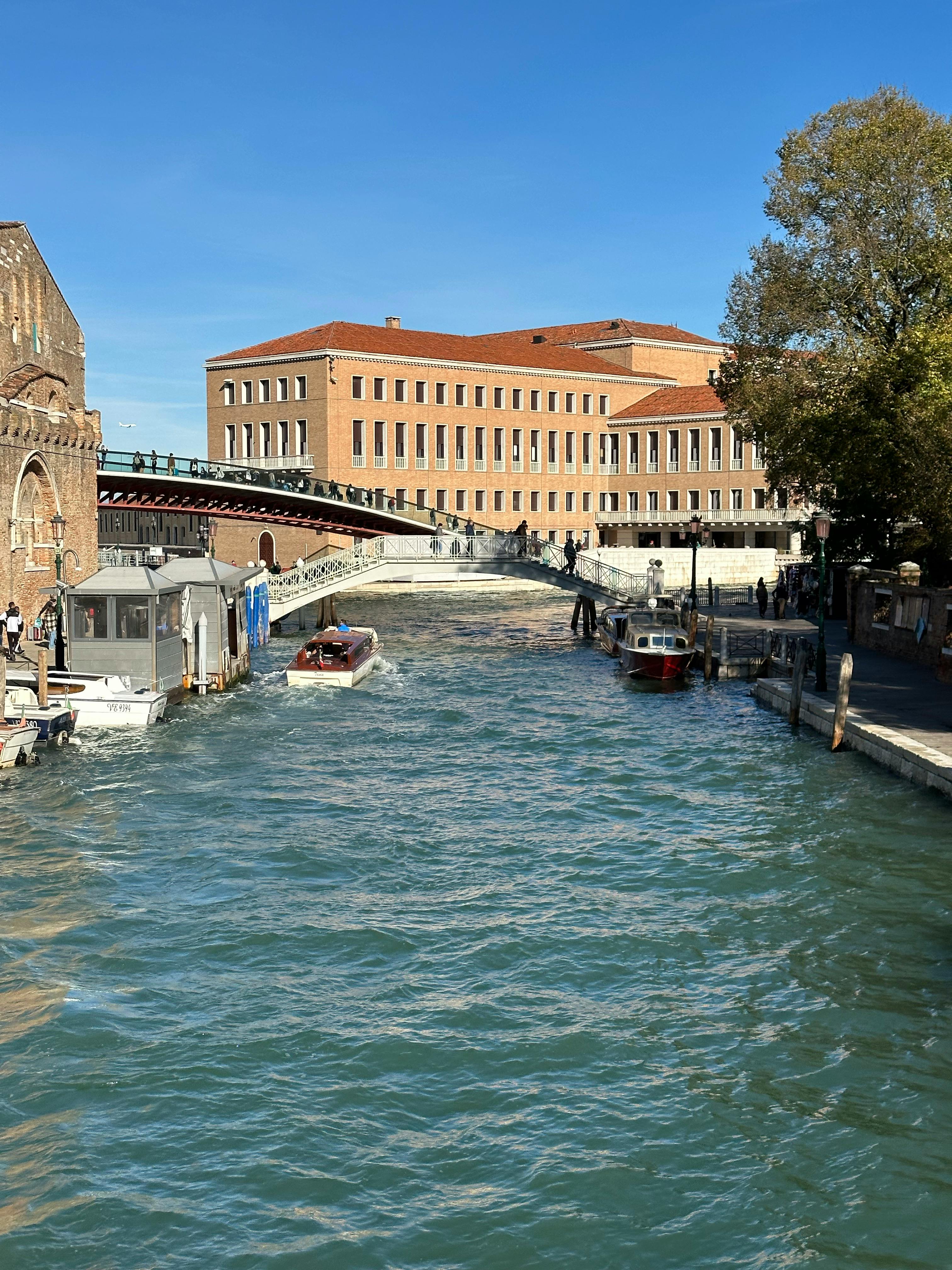Water Canal near City Dam · Free Stock Photo