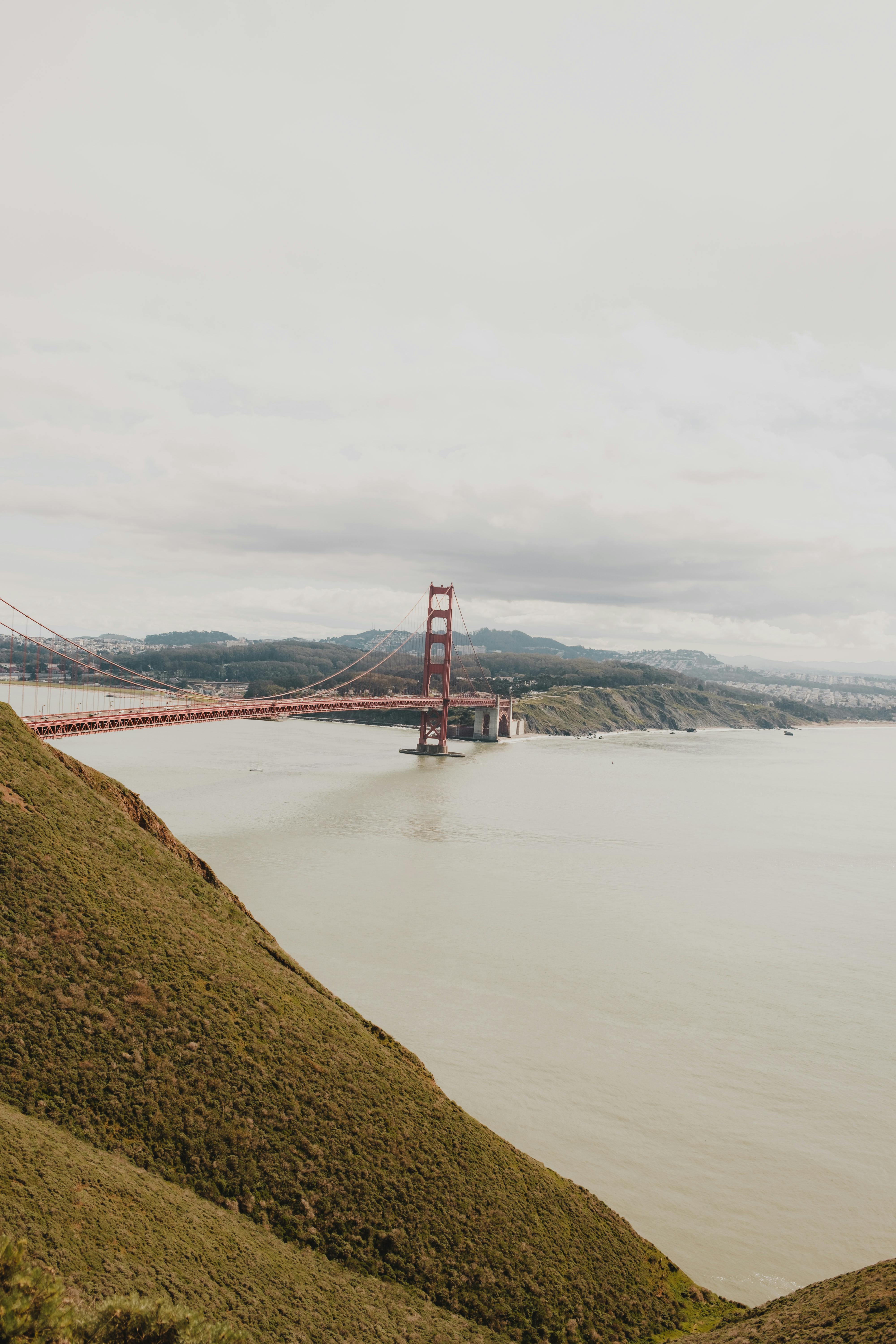 Golden Gate Bridge over Bay · Free Stock Photo