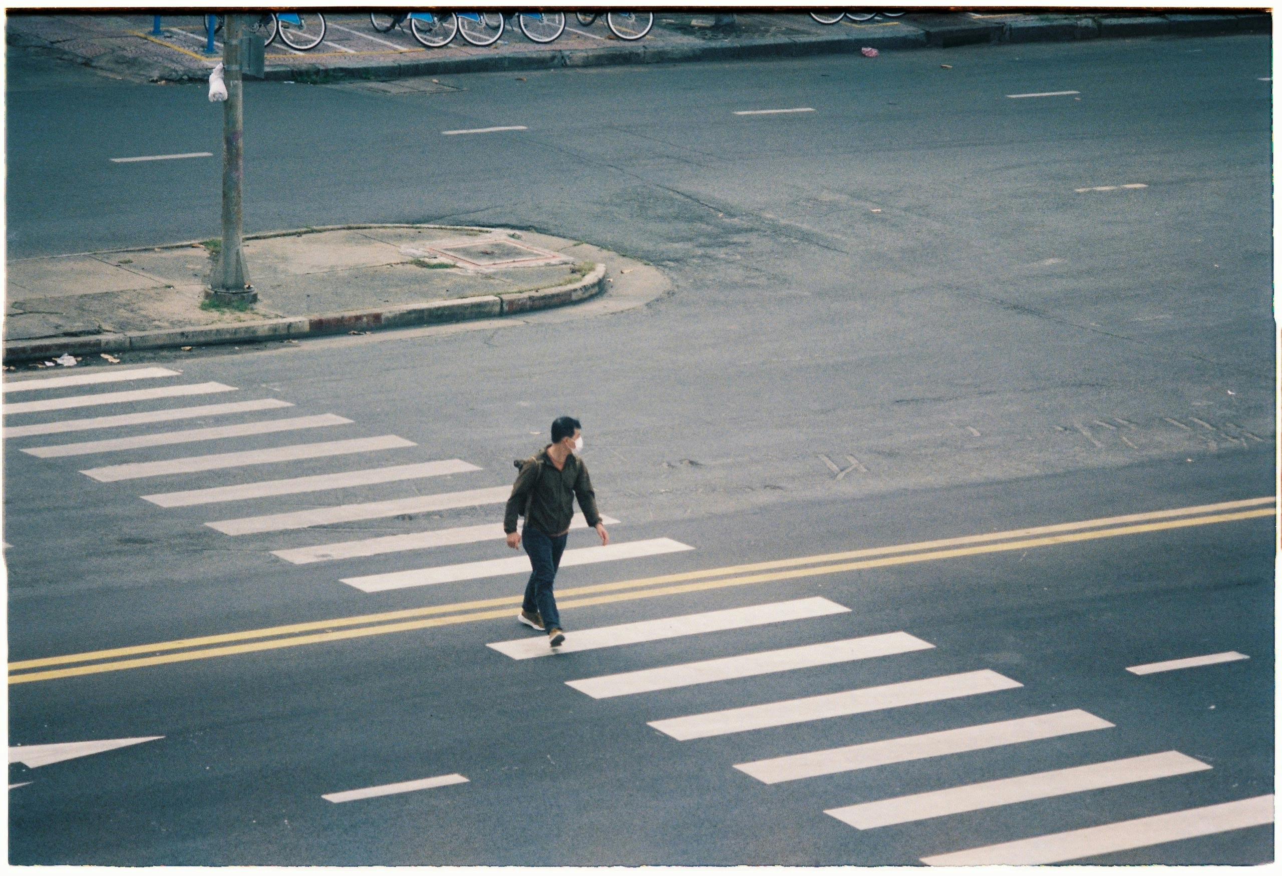 Man Crossing the Street · Free Stock Photo