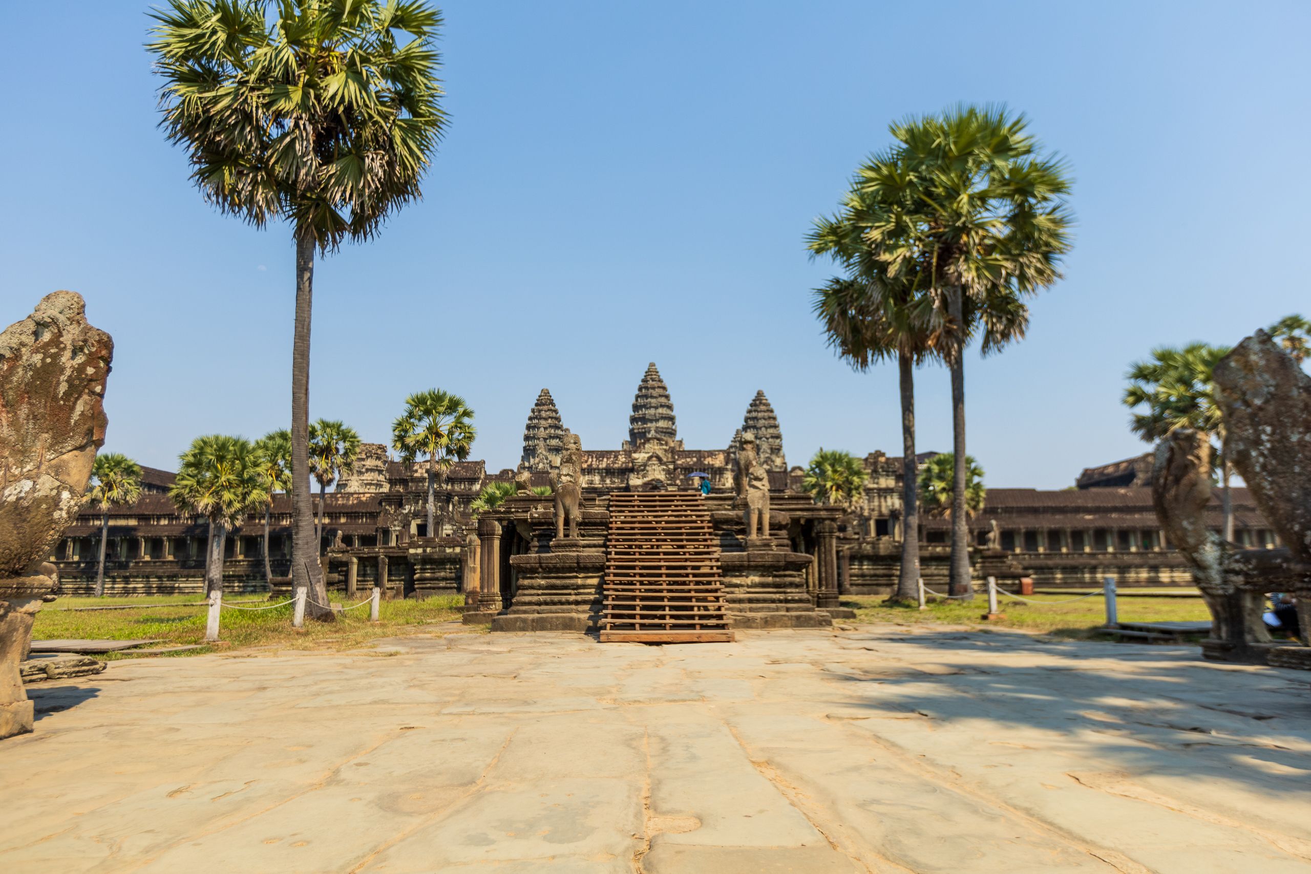 Front of the Angkor Wat Temple · Free Stock Photo