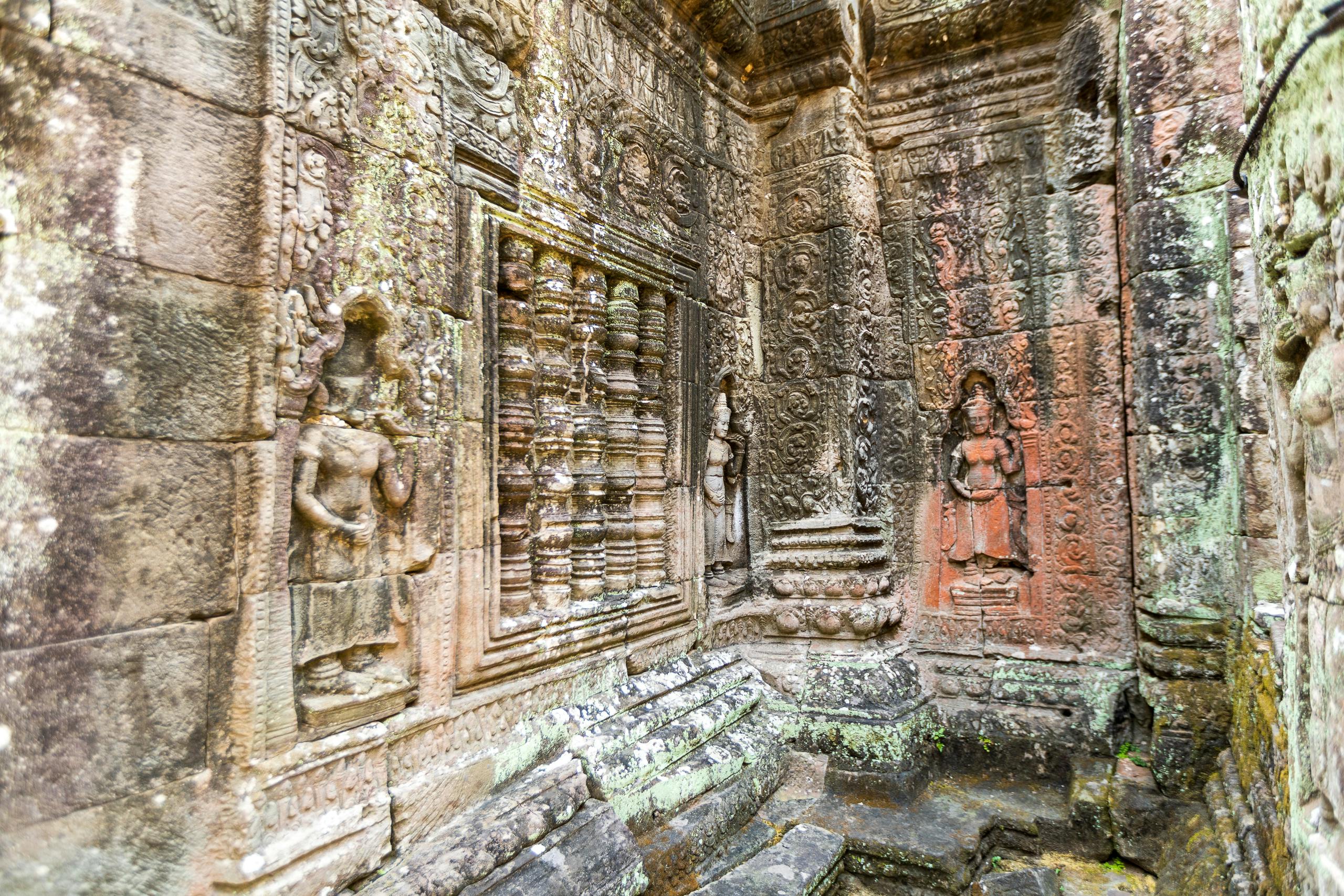 Group of Buddhist Monks in Front of Angkor Wat Temple · Free Stock Photo