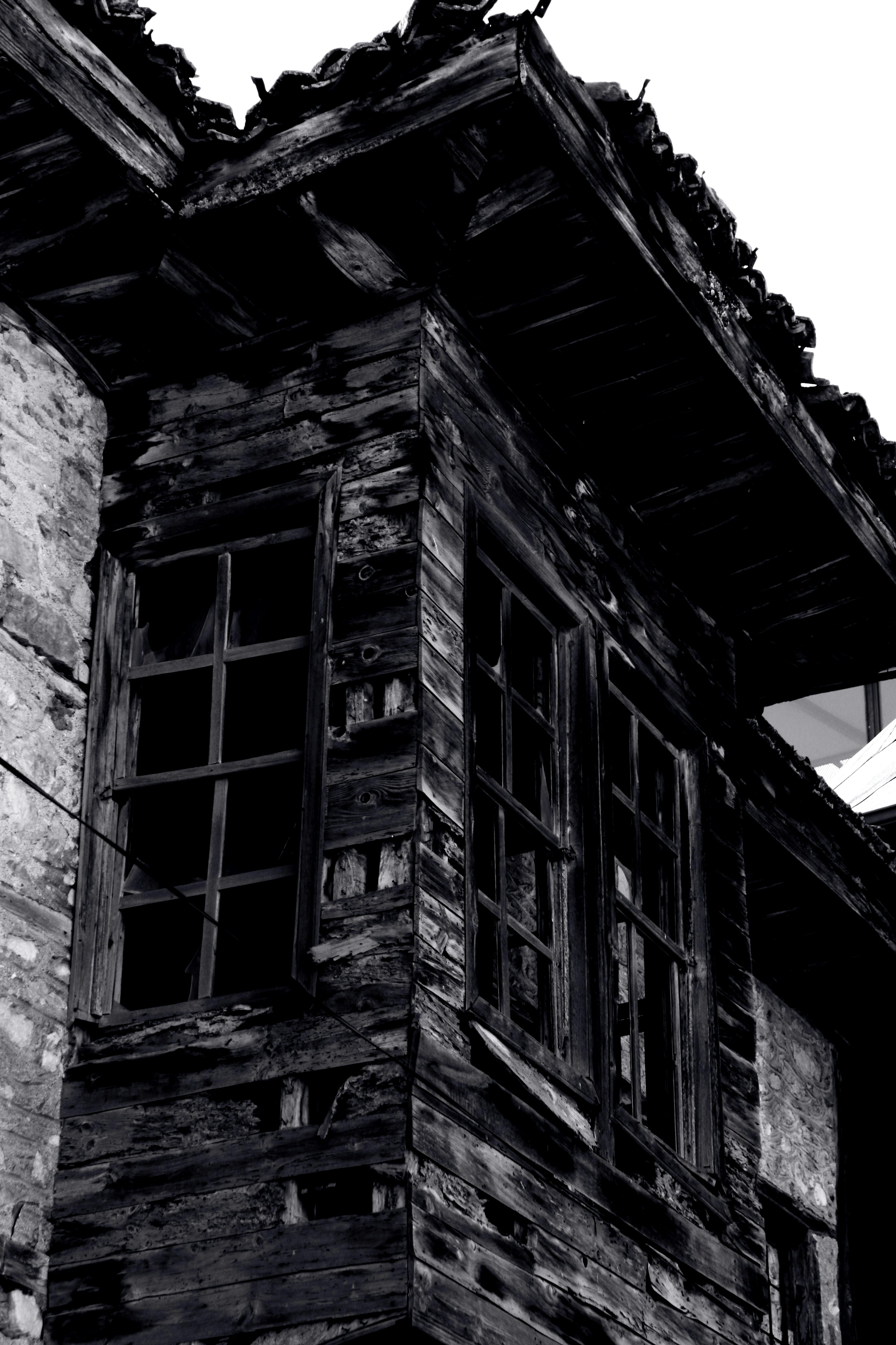 Abandoned Burnt Wooden House Facade · Free Stock Photo