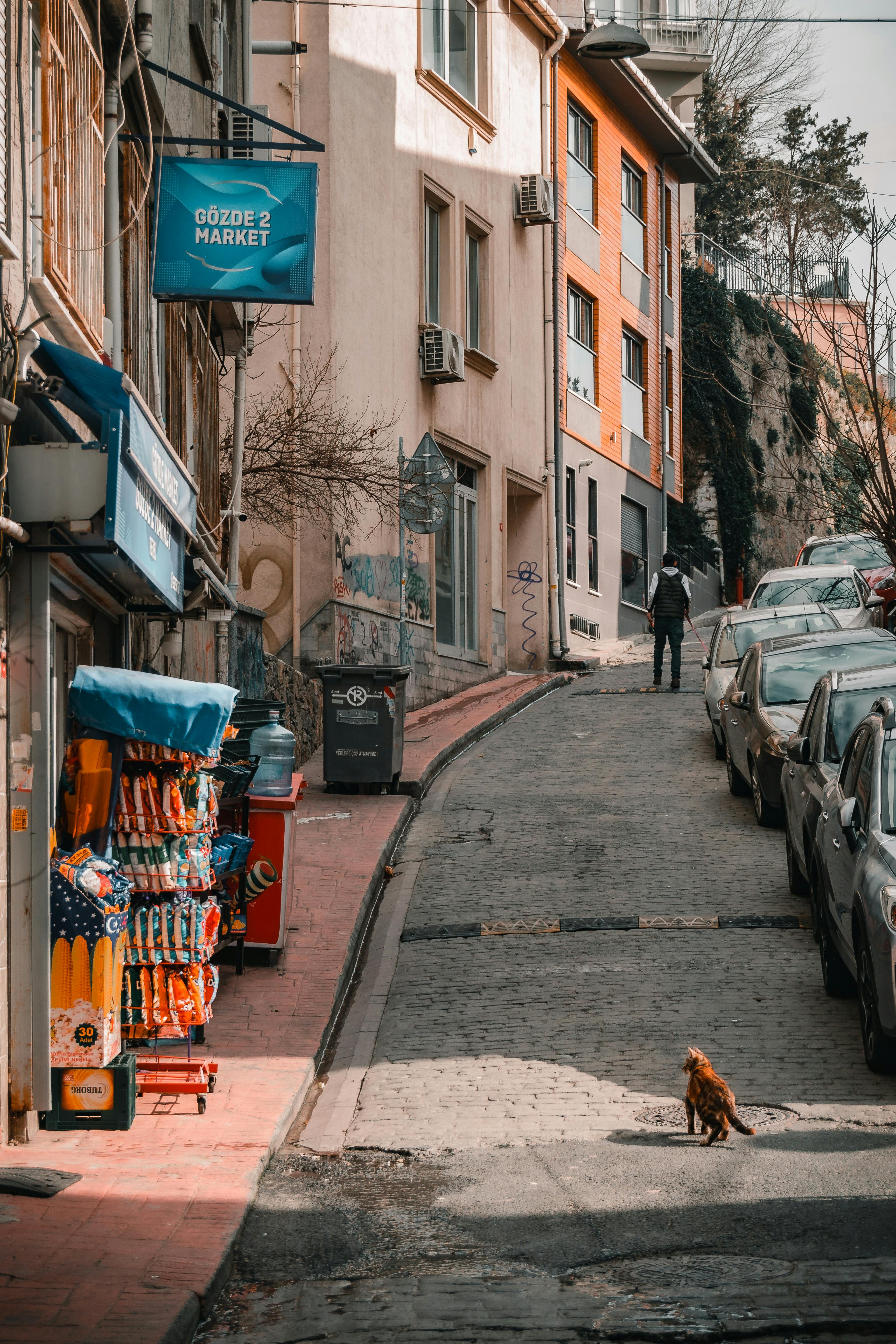 An Empty Back Alley · Free Stock Photo