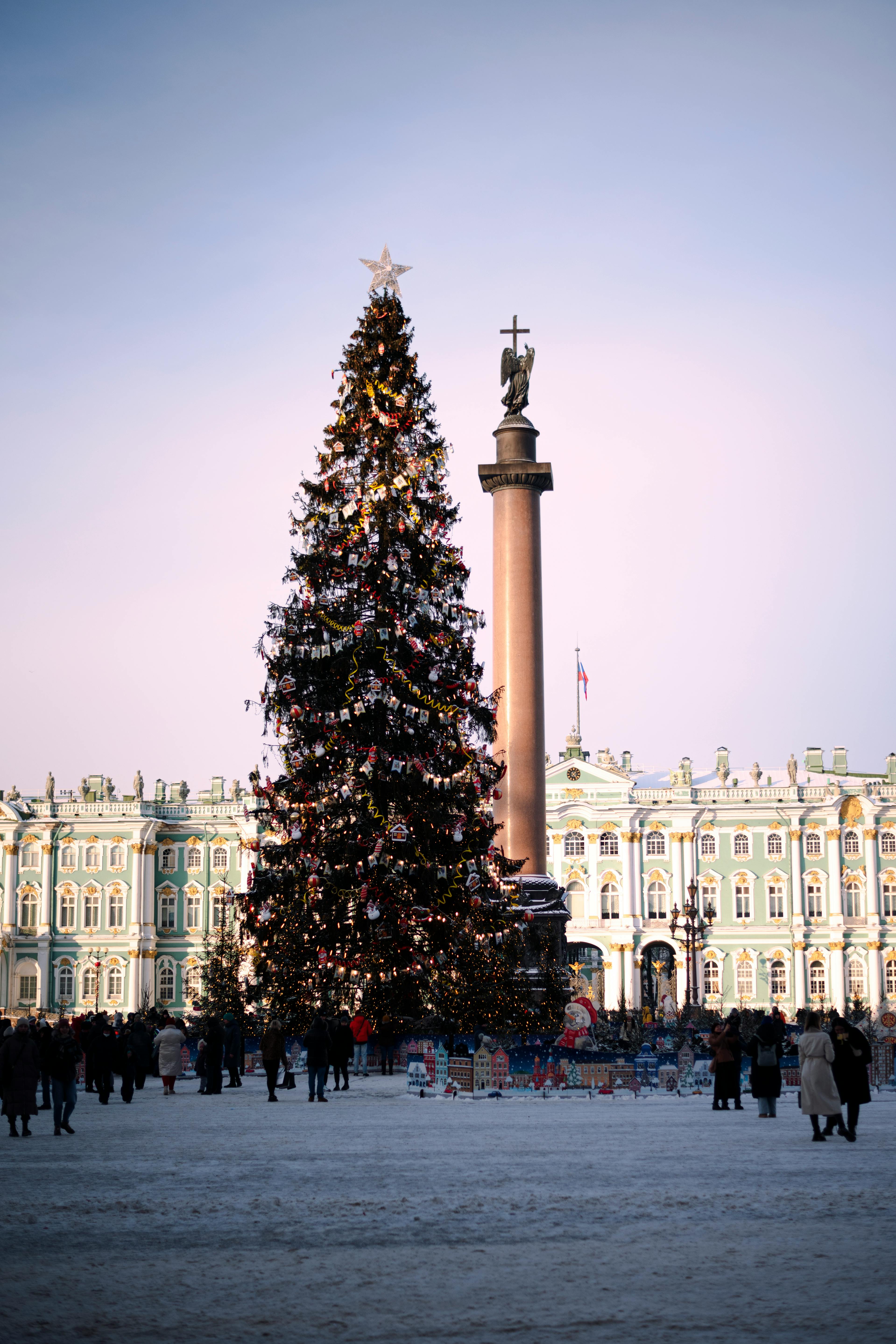 Christmas Tree by Alexander Column · Free Stock Photo